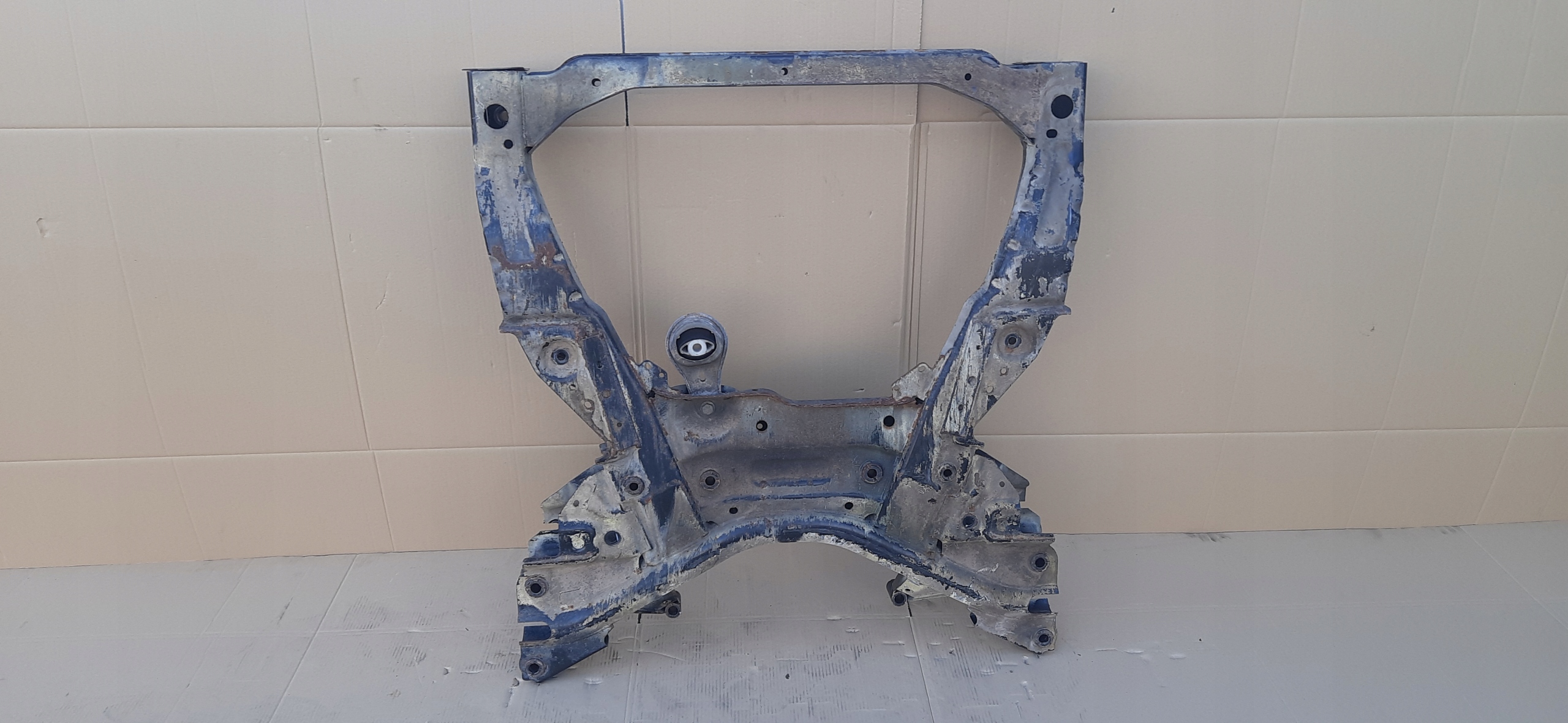 Траверс візок сани передня MERCEDES VITO W447 V-KLA купити на Avtoex з ...