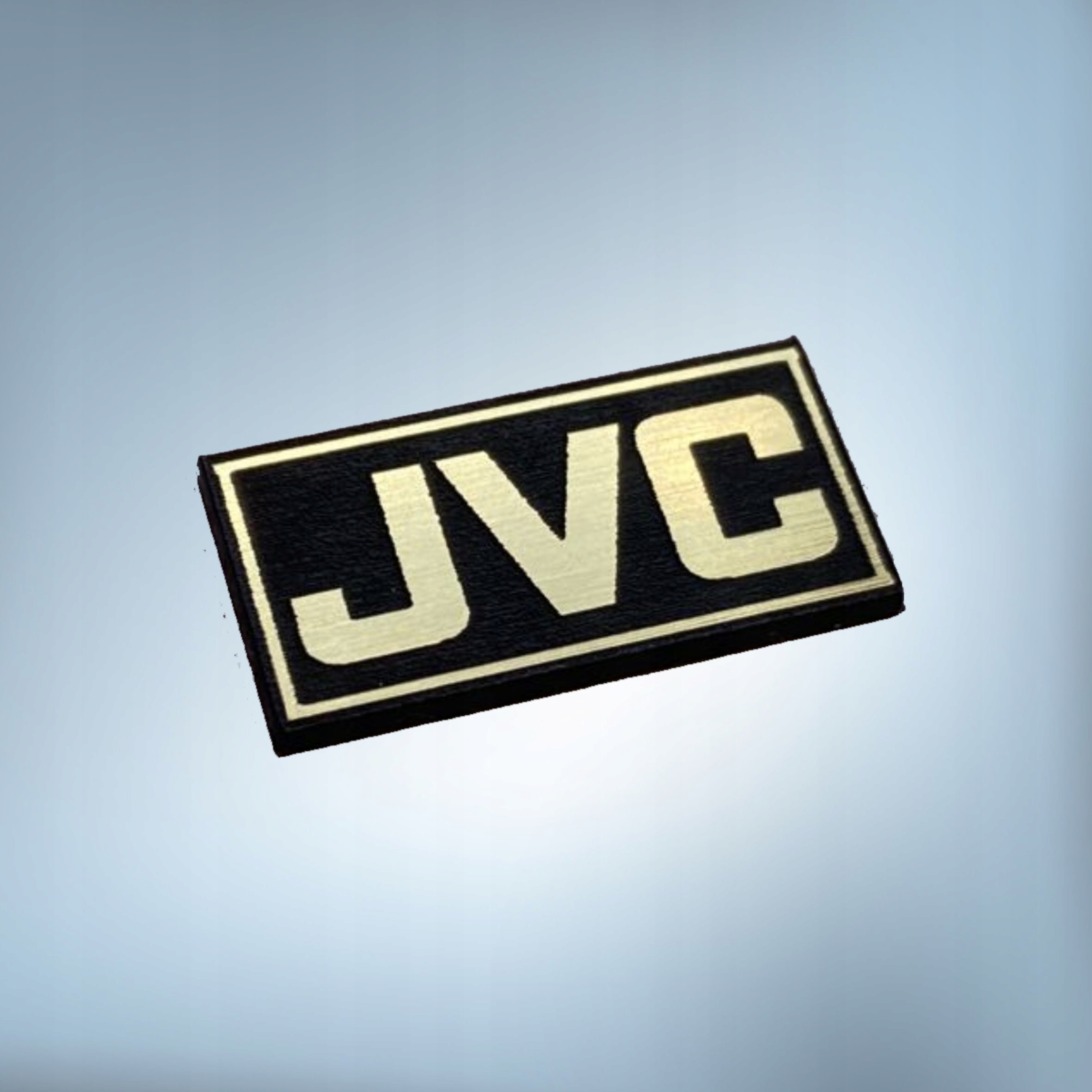 JVC 20x10 mm zlato-černá Emblém Samolepka Logo Známka *** za 94.00CZK ...