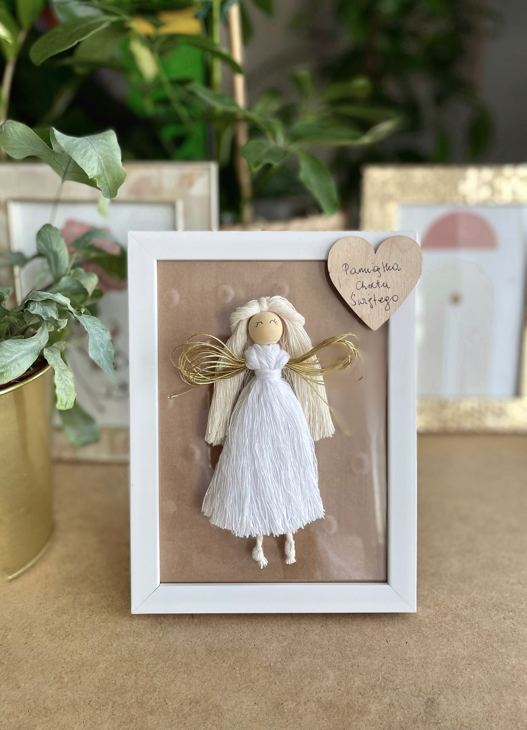 Anioł w ramce Komunia pamiątka chrztu aniol stroz 14074799446 - Allegro.pl