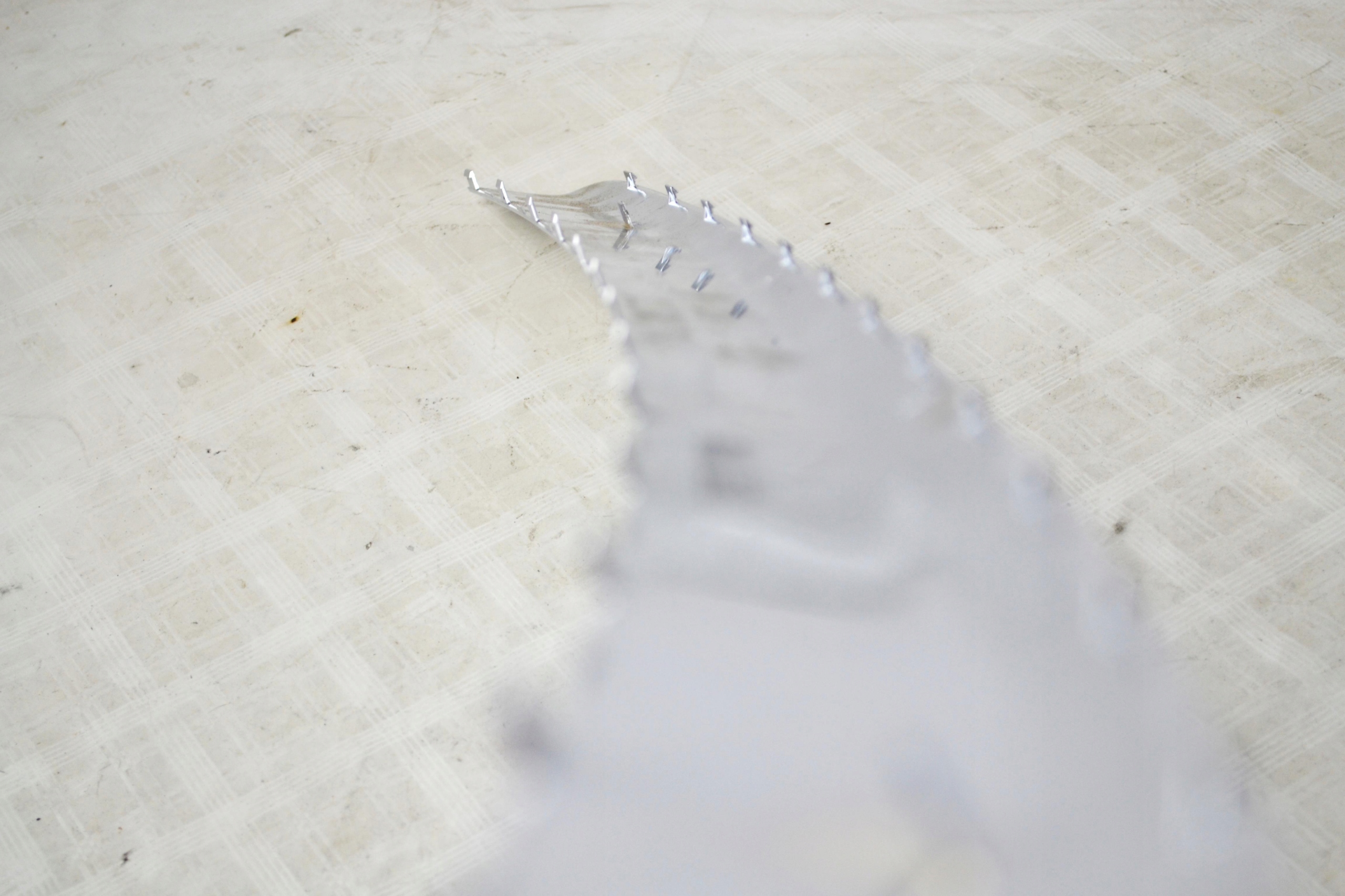 8E5 307 - AUDI A4 B6 хромована накладка врізається ззаду 8e5307443a ...