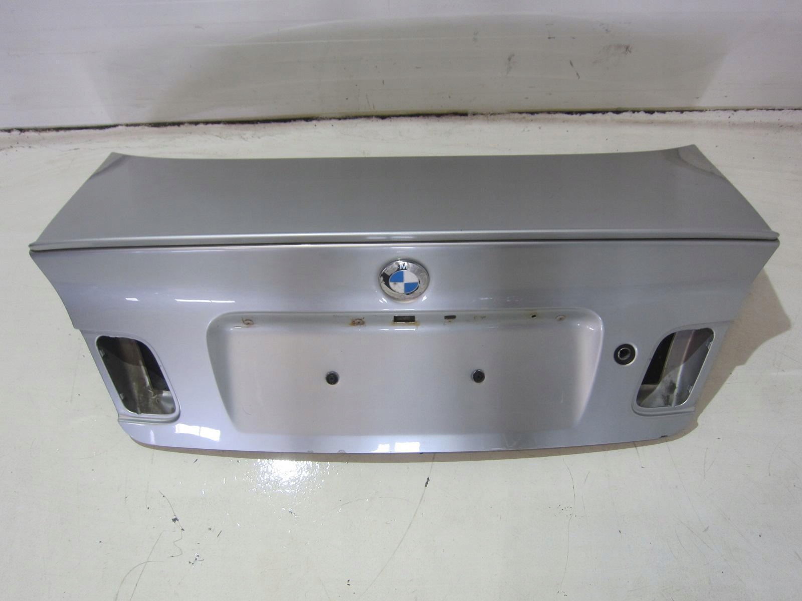 BMW E46 SEDAN KLAPA TYLNA TYŁ TITANSILBER LOTKA za 304 zł z Duchnów ... BMW E46 SEDAN KLAPA TYLNA TYŁ TITANSILBER LOTKA za 304 zł z Duchnów ...