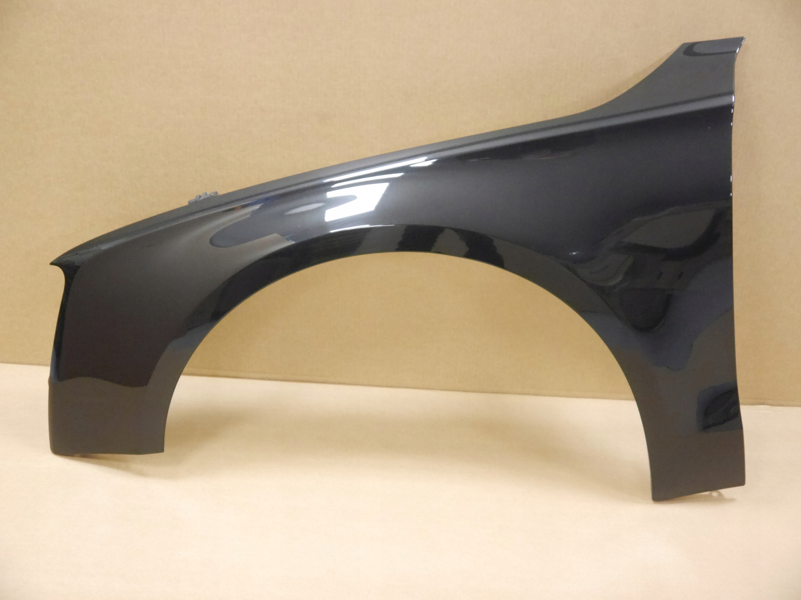 Audi OE 4H0821105B błotnik przedni L - porównaj ceny - Allegro.pl