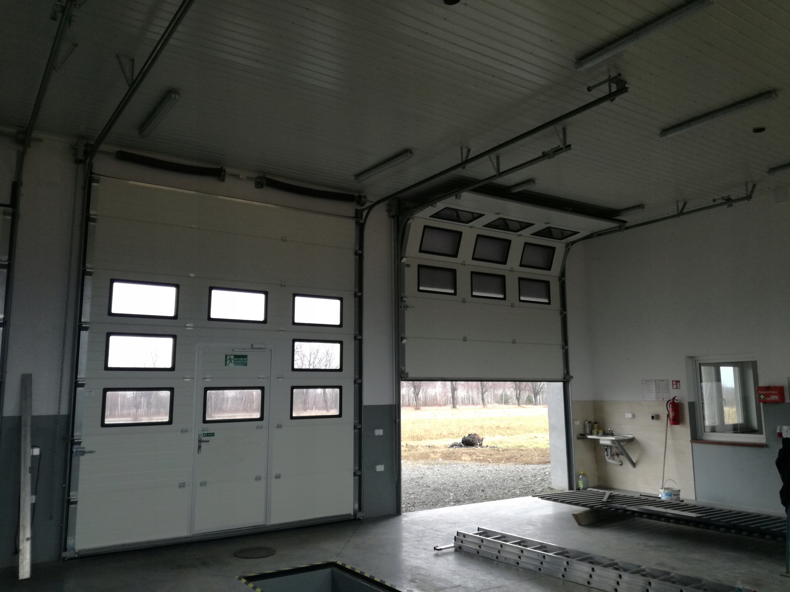 Brama segmentowa garażowa przemysłowa Lublin • Cena, Opinie • Bramy ...