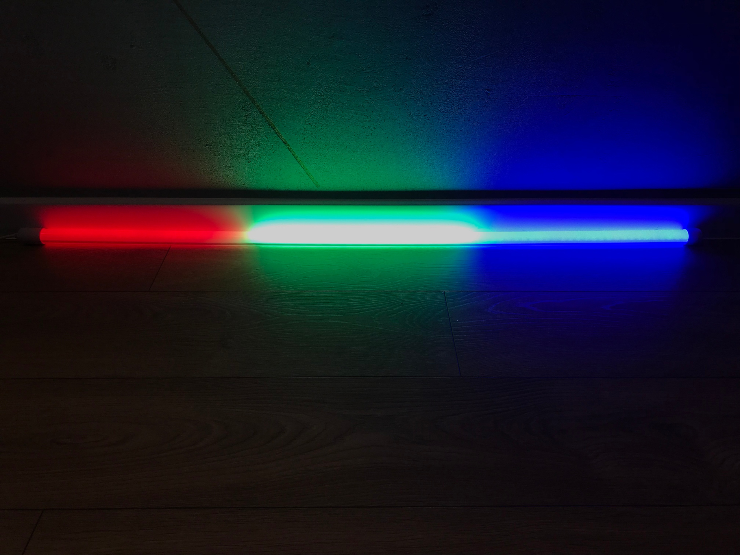 ŚWIETLÓWKA LED RGB TUBA 120 cm 230V 18W KOLOROWA (6974241112805) • Cena, Opinie • Taśmy LED ...