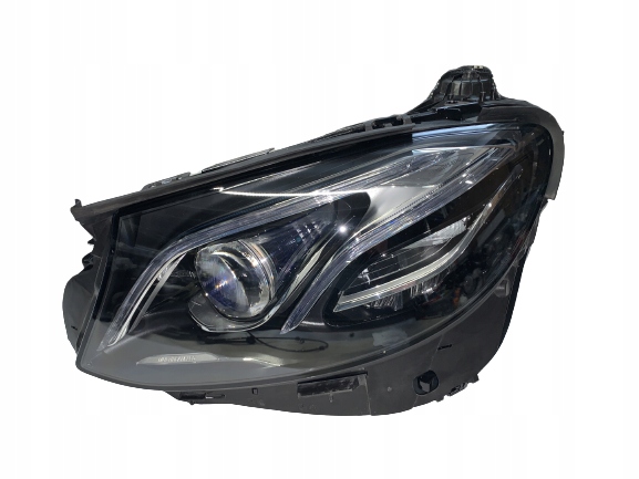 MERCEDES LAMPA E KLASA 213 W213 A2139069504 za 4500.00PLN z Międzychód ...