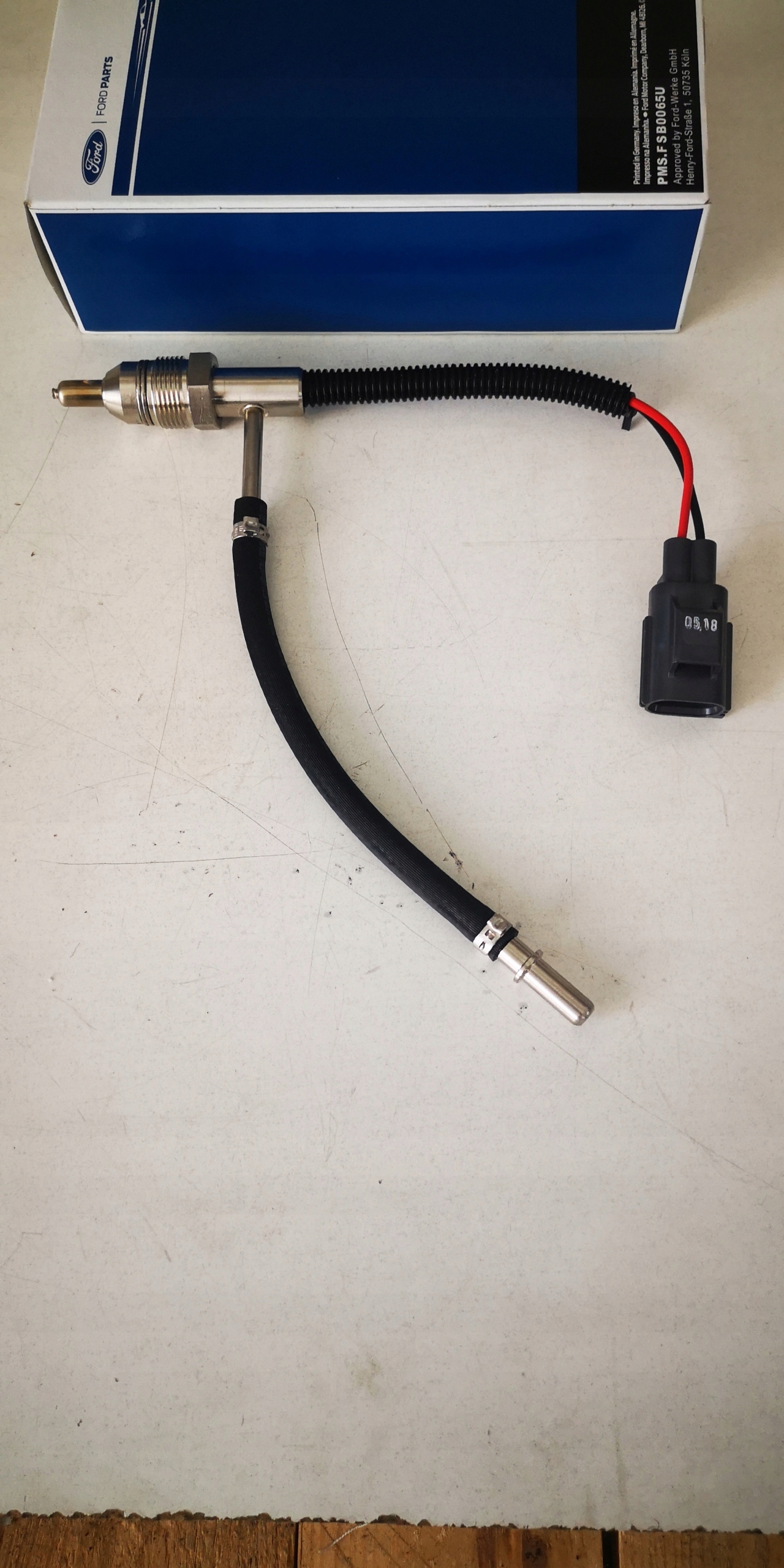 Ford OE 1890231 wtryskiwacz, regeneracja filtra sadzy / cząstek stałych ...