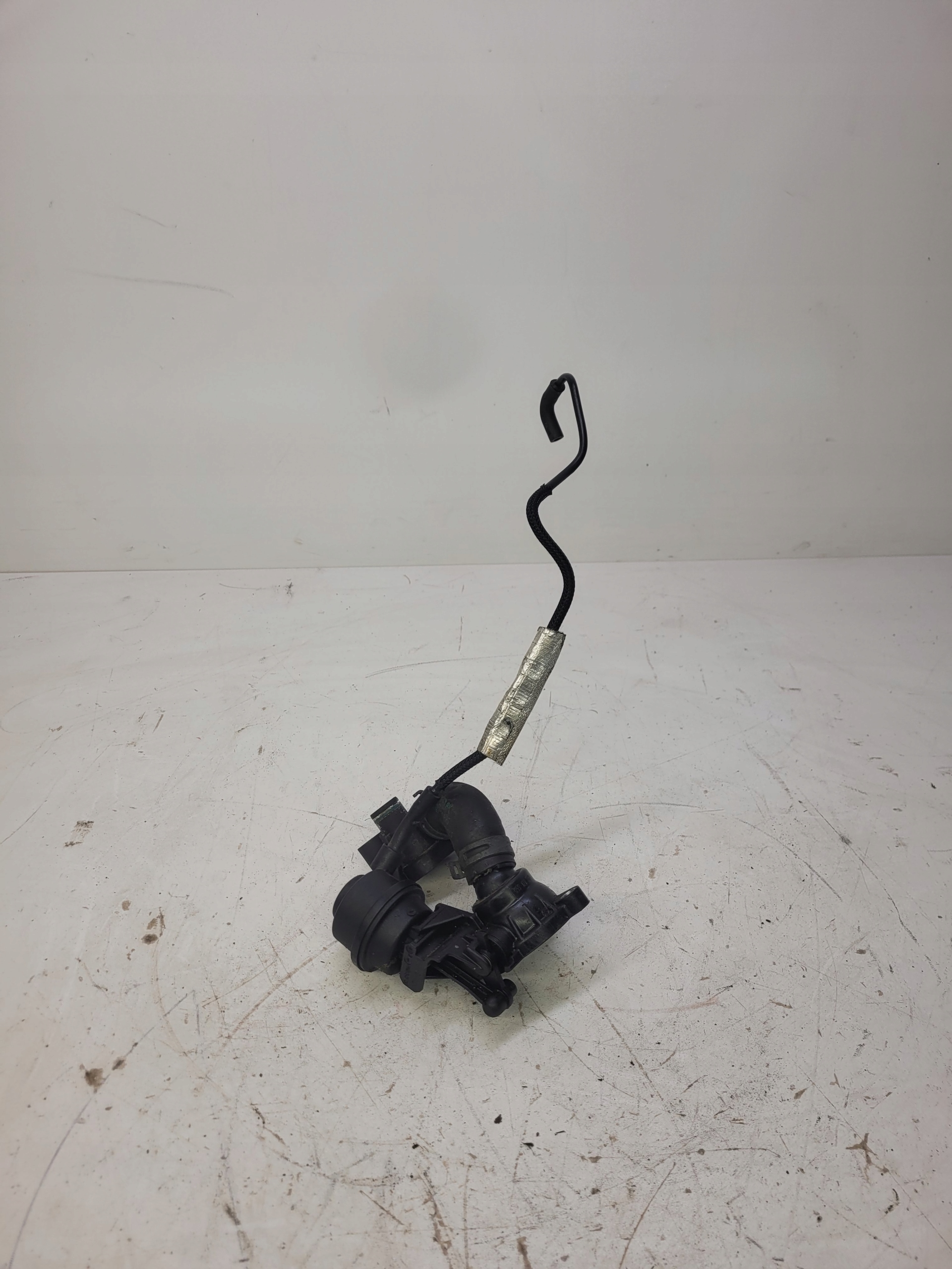 ZAWÓR REGULACJI WODY AUDI A6 C7 A7 A4 A5 059121737 za 70.00PLN z ...