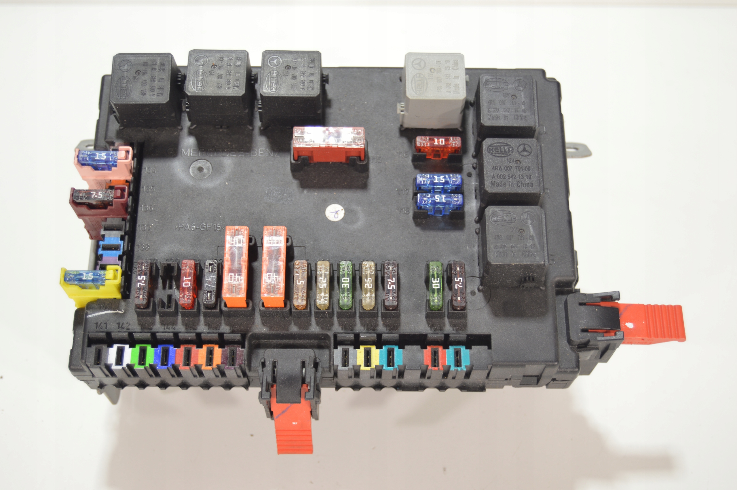 Skrzynka bezpieczników moduł sam Mercedes-Benz OE A2219006902 za 140 ...