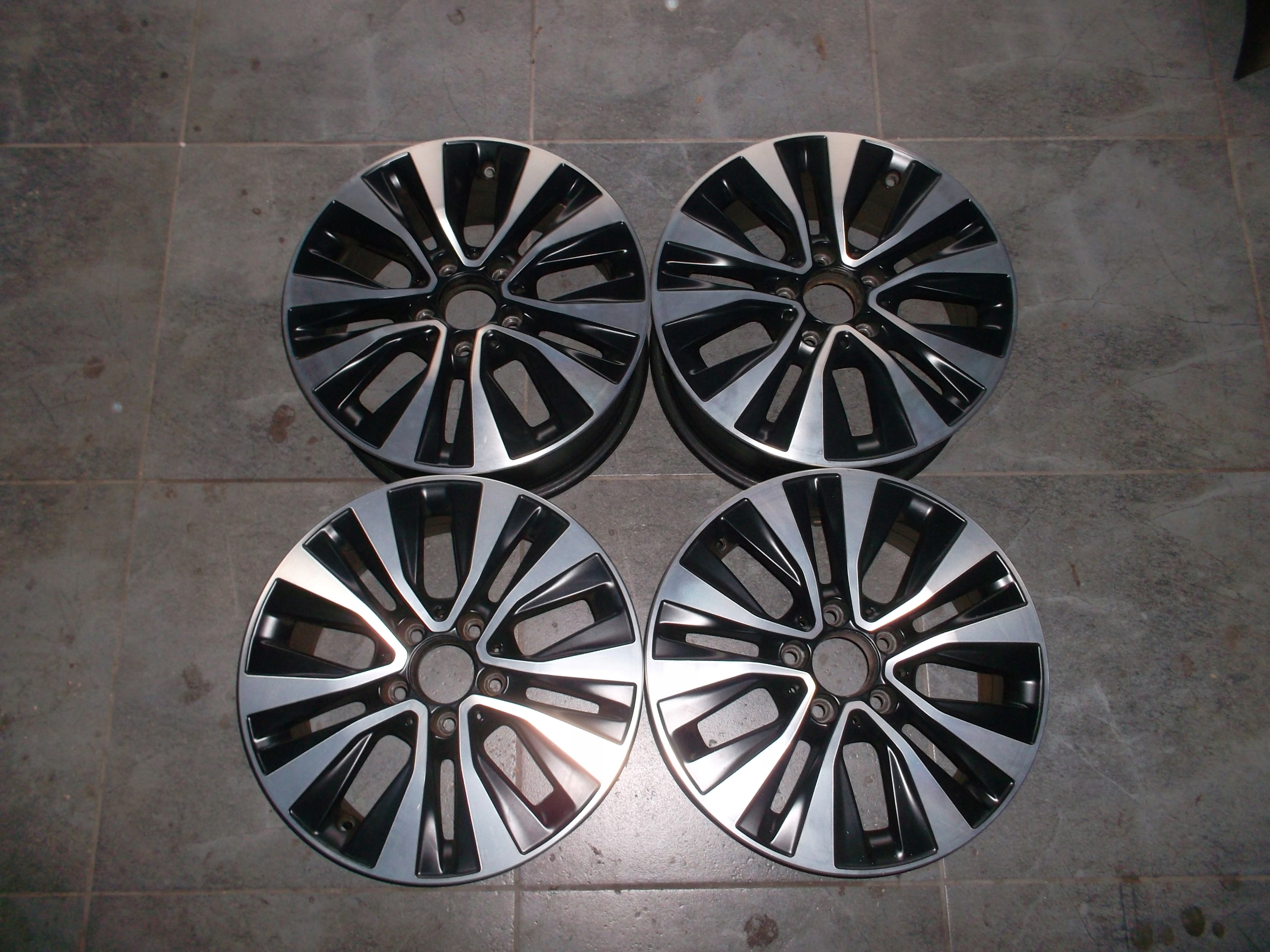 Felga aluminiowa Mercedes-Benz OE A-klasa A177 6.5" x 16" 5x112 ET 44 ...