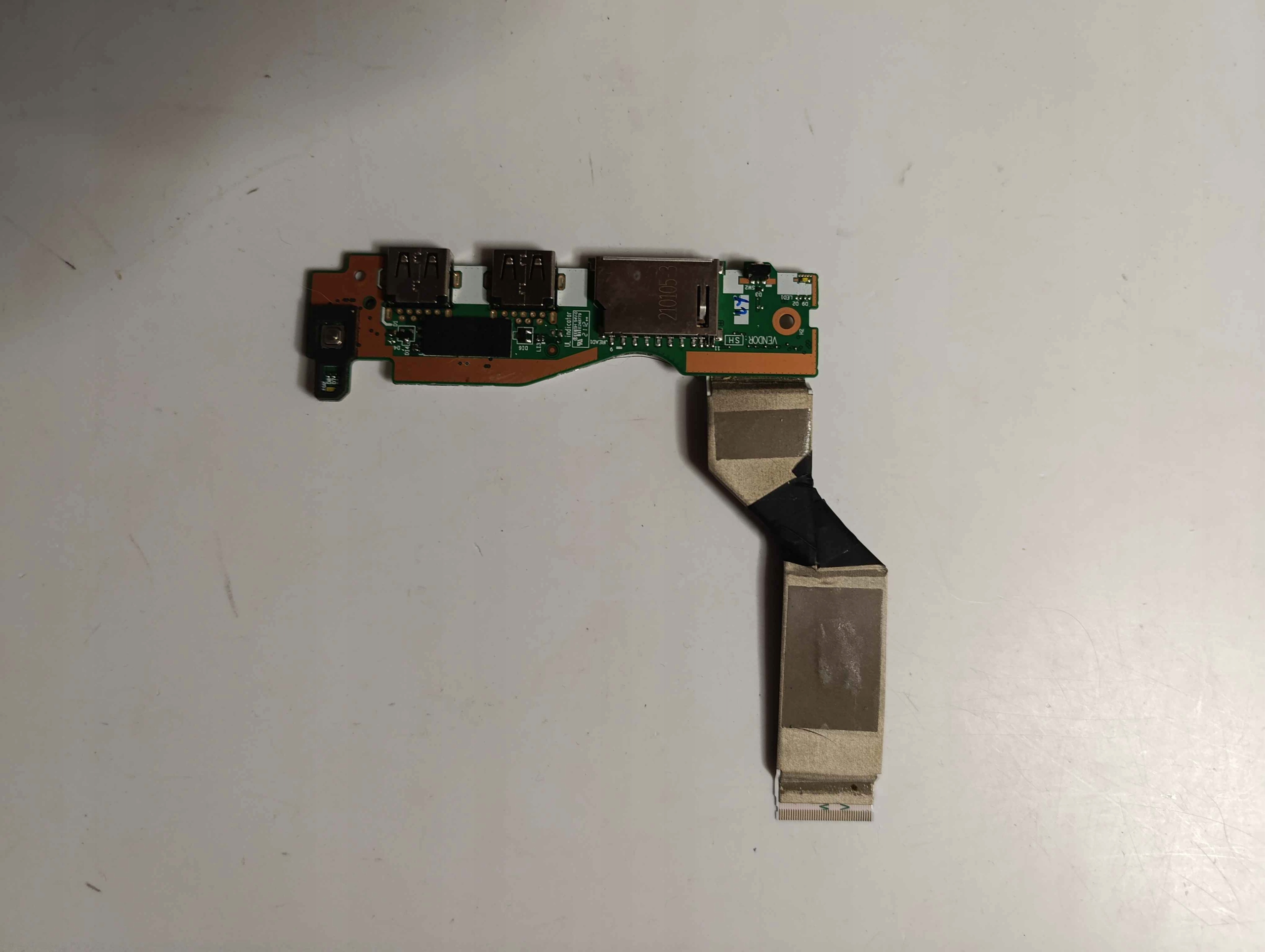 Moduł gniazdo panel taśma Lenovo Ideapad 5 15ALC05 E248779 w Lipno ...