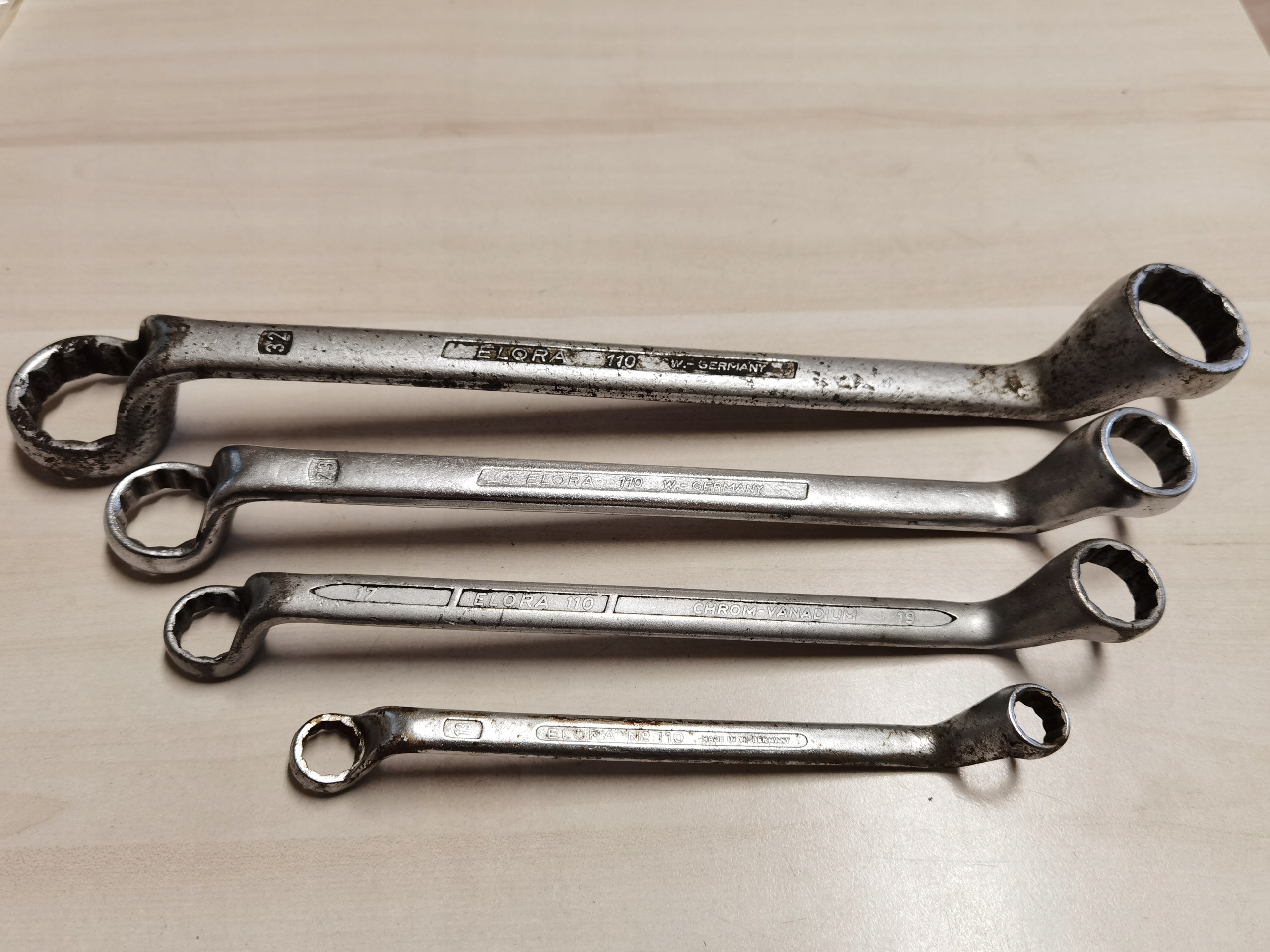 Zestaw kluczy oczkowych ELORA 110 12-32mm za 105.00PLN z Opole ...