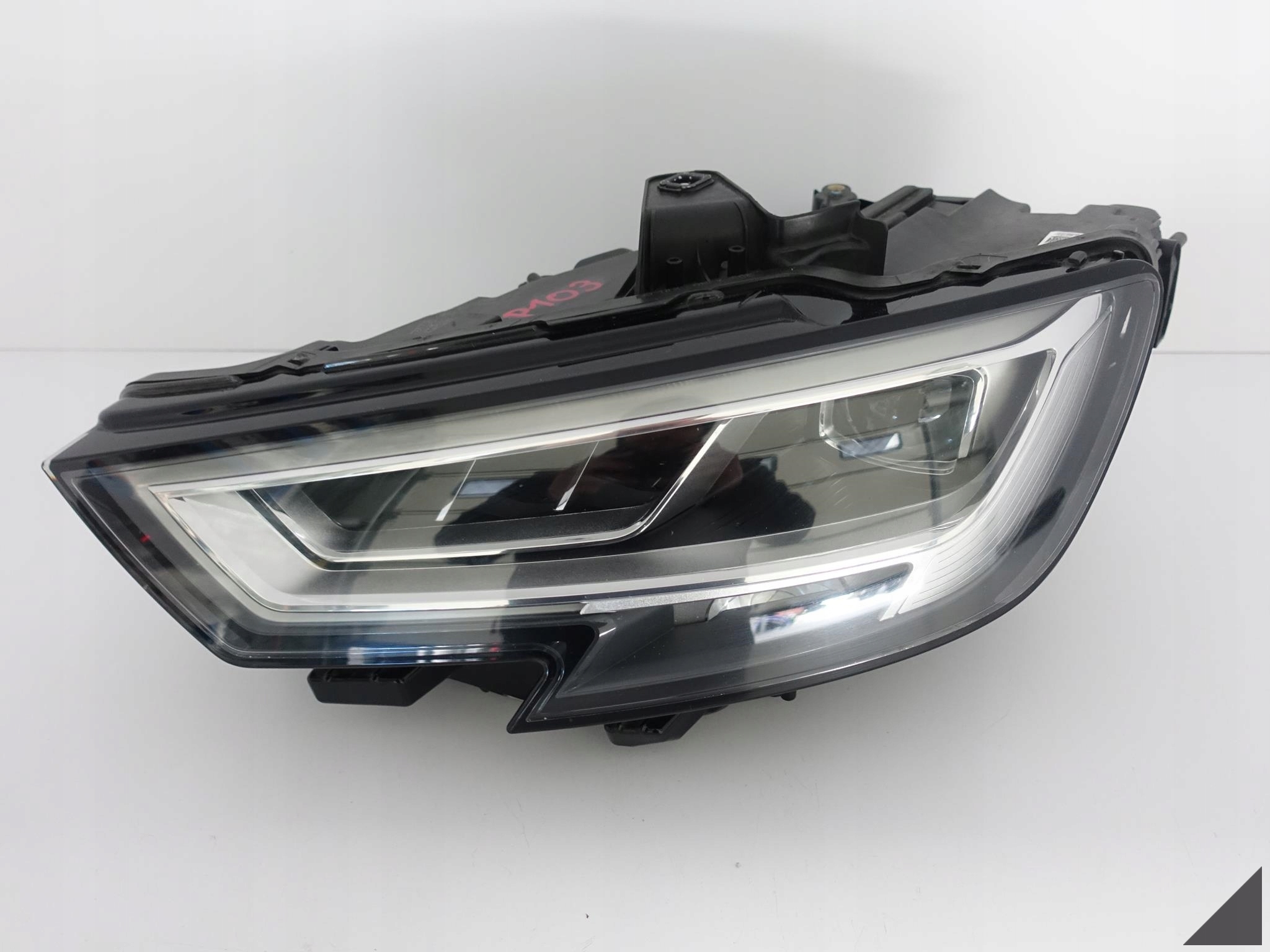 AUDI A3 S3 8V0 LIFT 16-19 LAMPA MATRIX FULL LED L za 1800 zł z Łowyń ...