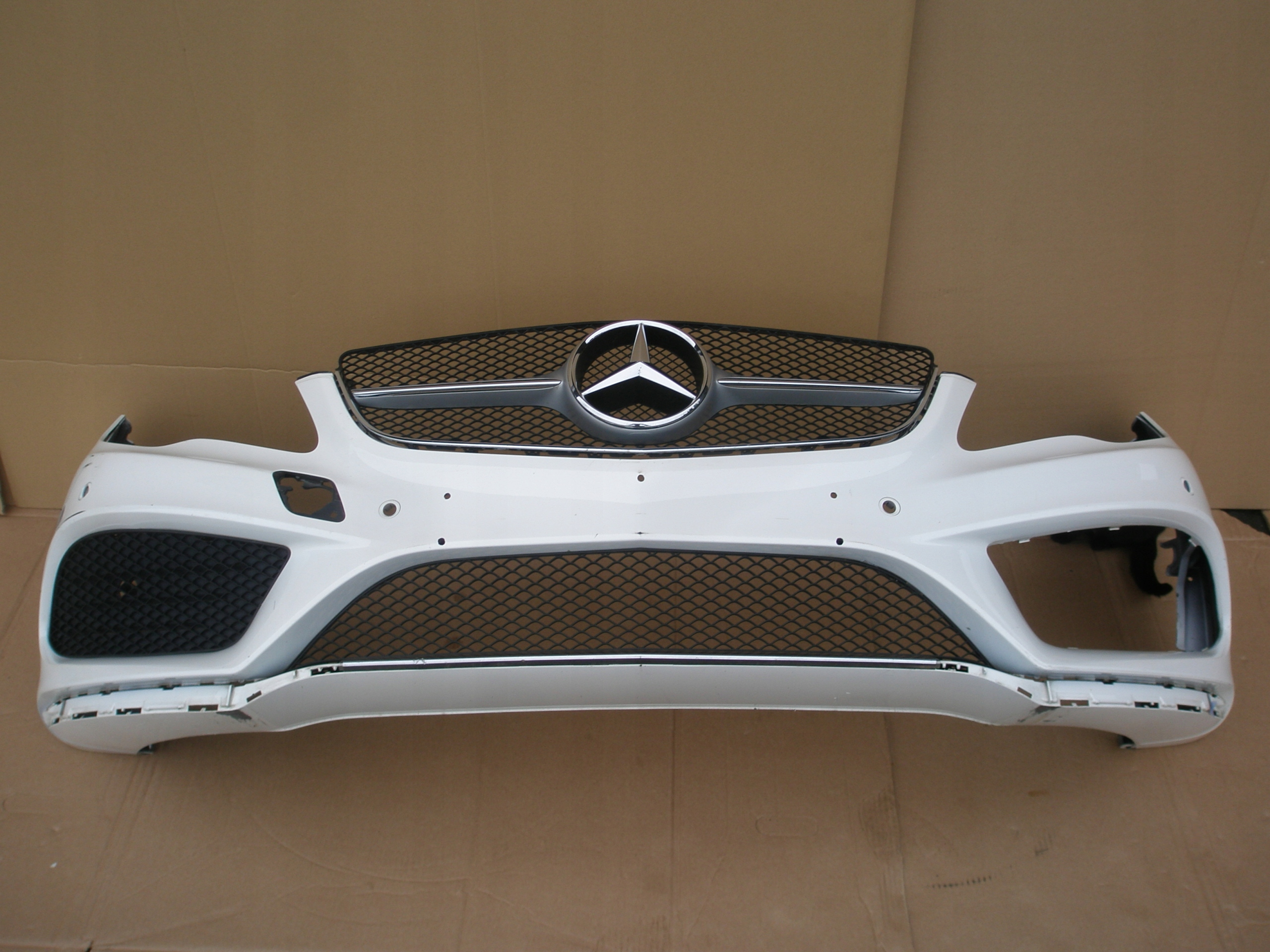 Mercedes E 207 Coupe Lift AMG zderzak przód Atrapa A2078857925 za 4200 ...