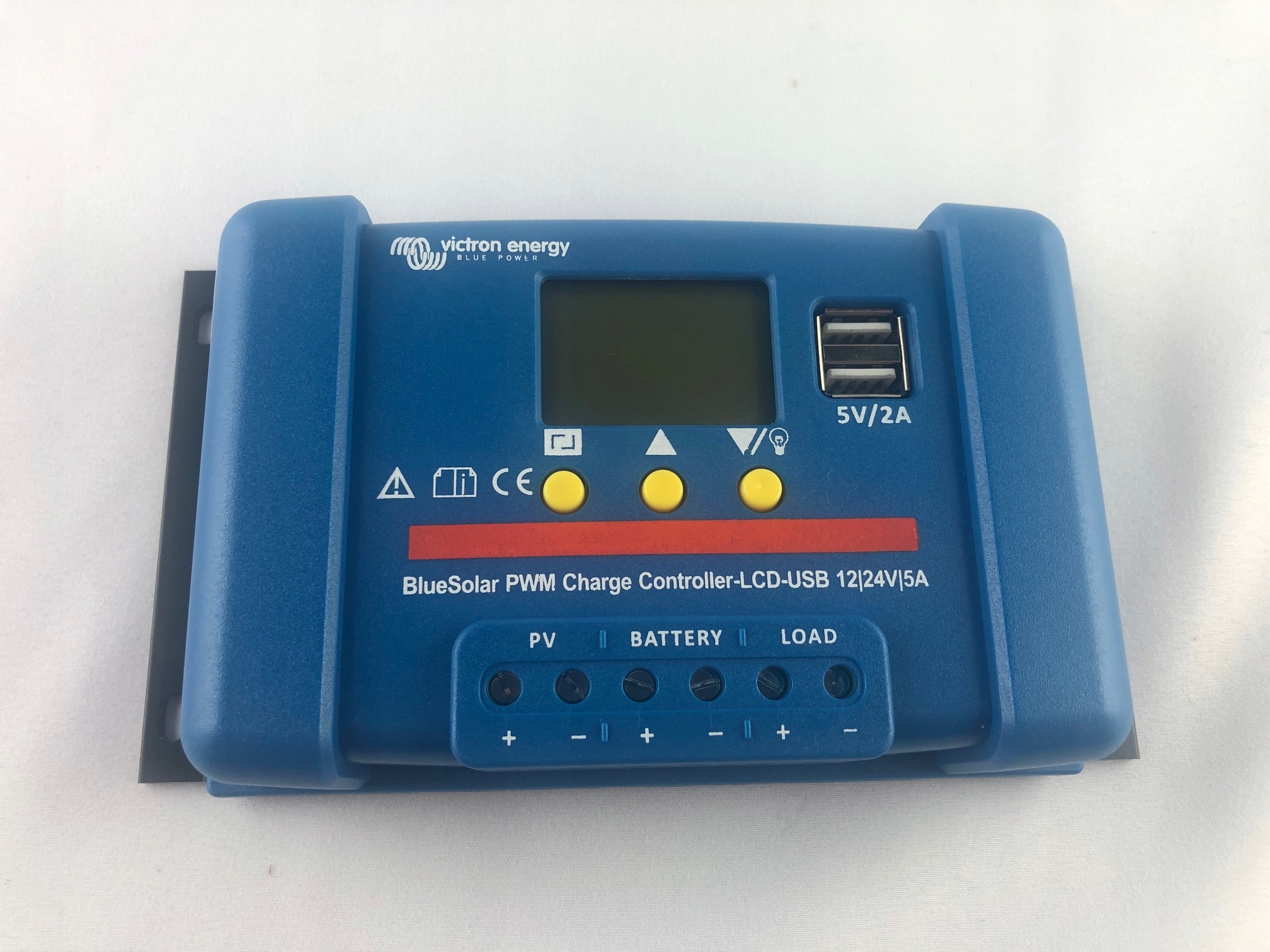 VICTRON ENERGY REGULATOR PWM 12/24V 5A LCD USB (8719076046172) • Cena ...