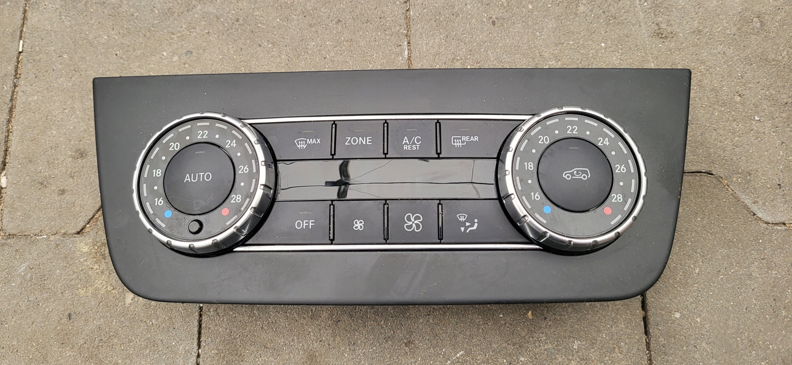 MERCEDES GLE ML W166 PANEL KLIMATYZACJI A1669006908 za 350 zł z ...