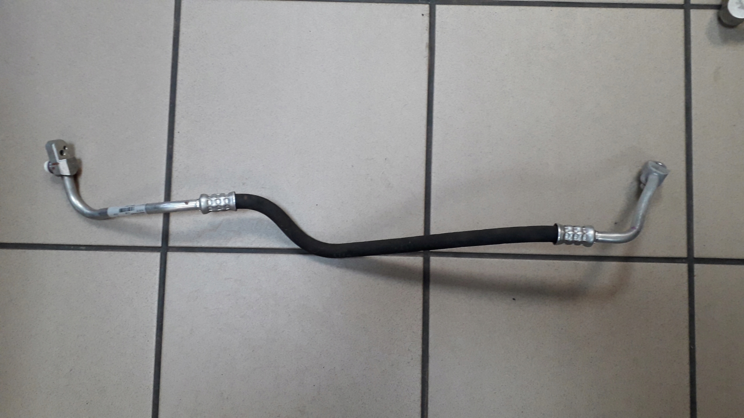 9337128 9337128 - BMW F20 F22 F30 трубопровод кондиционера 9337128 -01 ...