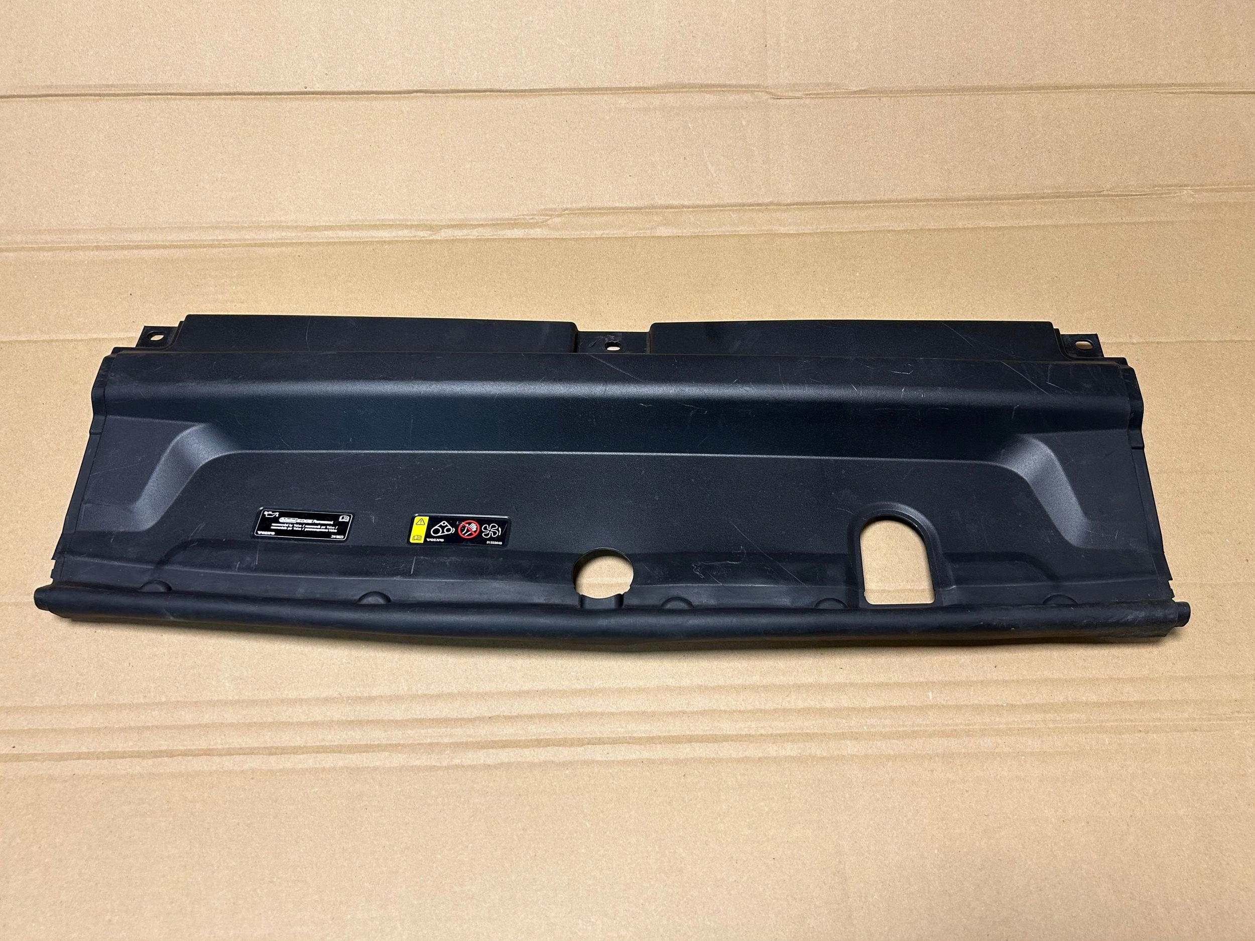 Volvo 31425025 osłona pasa przedniego - porównaj ceny - Allegro.pl