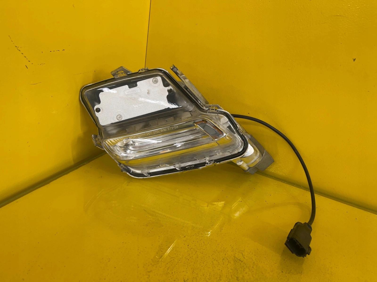 LAMPA LEWA VOLVO XC60 LIFT LED DRL HALOGEN 31420393 31420393 za 600 zł ...