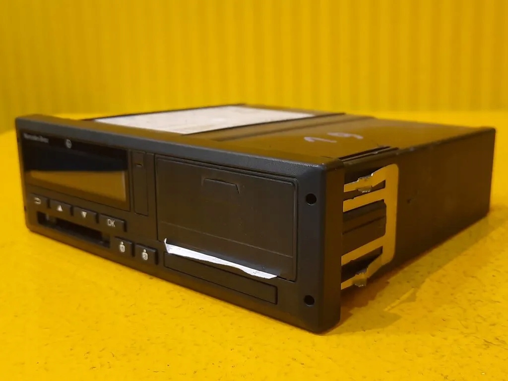 Mercedes-Benz Actros тахограф A0024468333 купить на Avtoex из Польши в ...