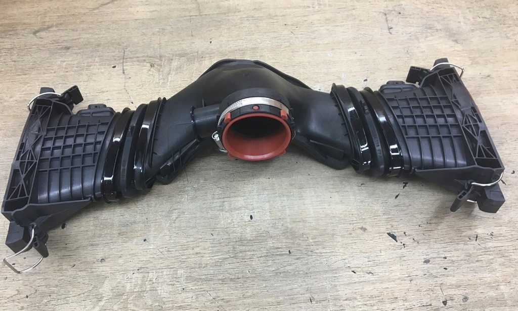 A6420901642 A6420901742 - Расходомер Mercedes W166 ML W164 R W251 4 PIN ...