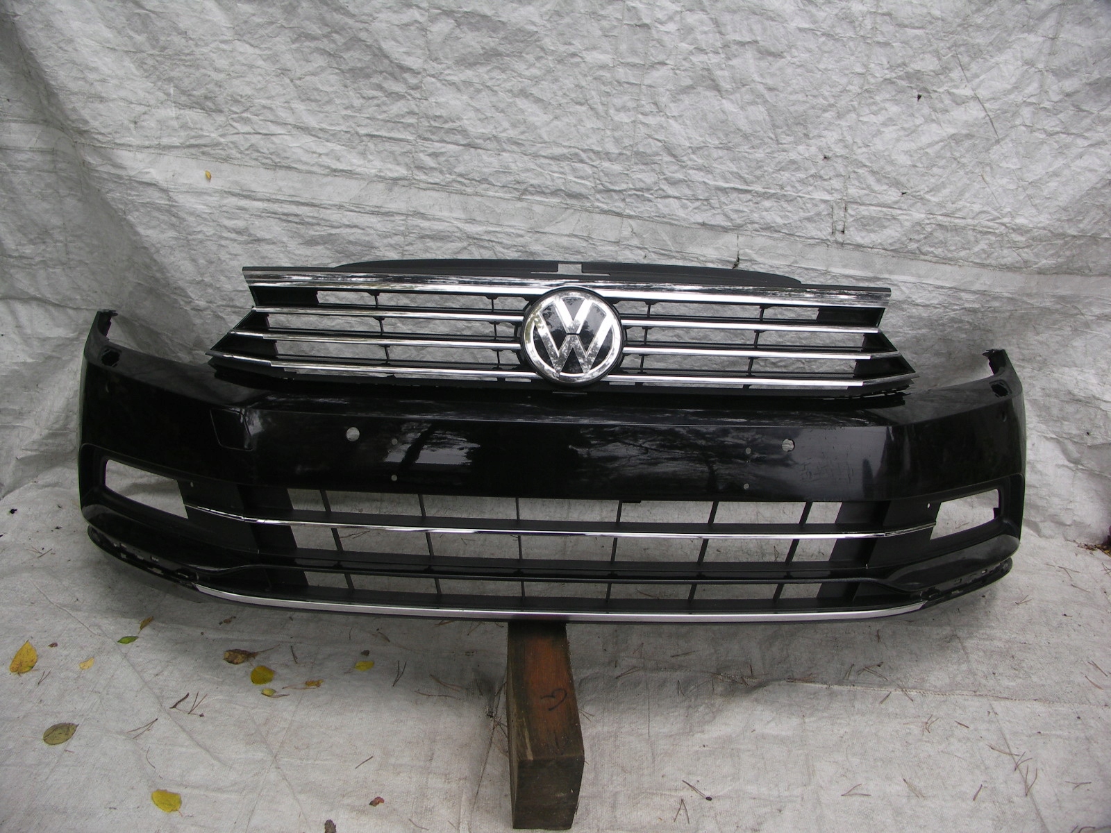 VW Passat B8 15-19 HighLine zderzak przedni atrapa grill KIELCE-GLIWICE za 1850.00PLN z KIELCE ...