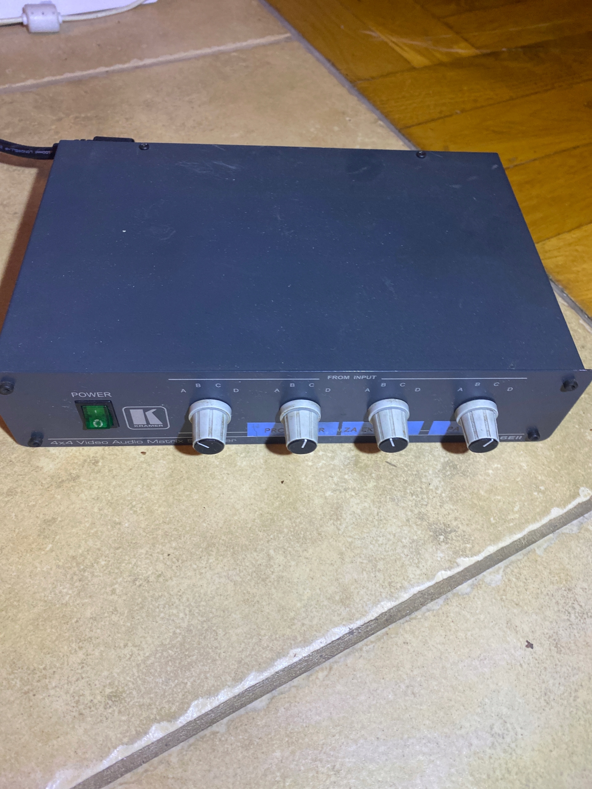 Wzmacniacz Kramer VS-6EII 4x4 Video&Audio Matrix Switcher zobacz ...