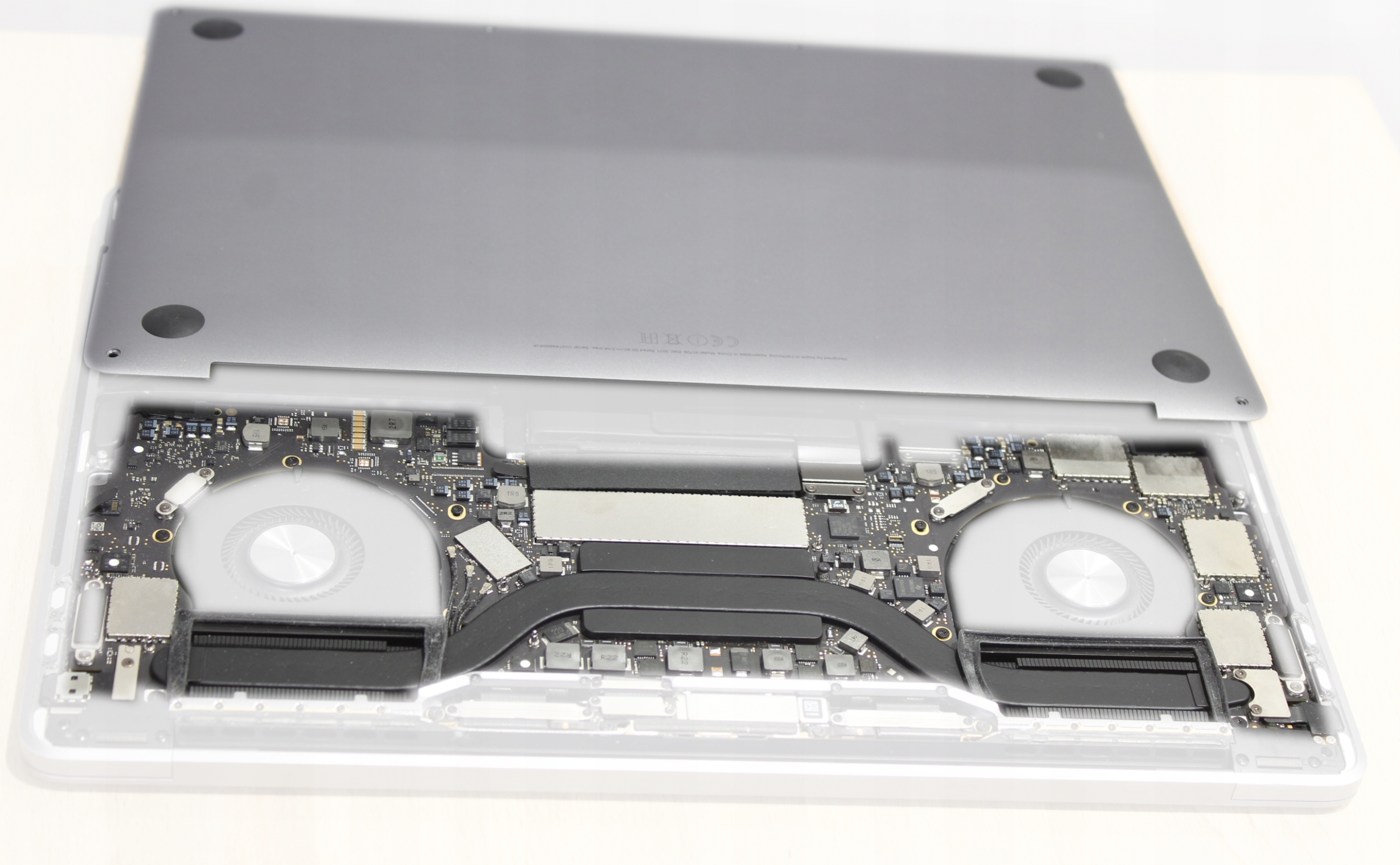 Płyta A1706 2.9 i5 8 GB 256 SSD MacBook Pro 13 2016 + touch ID+ spód w ...