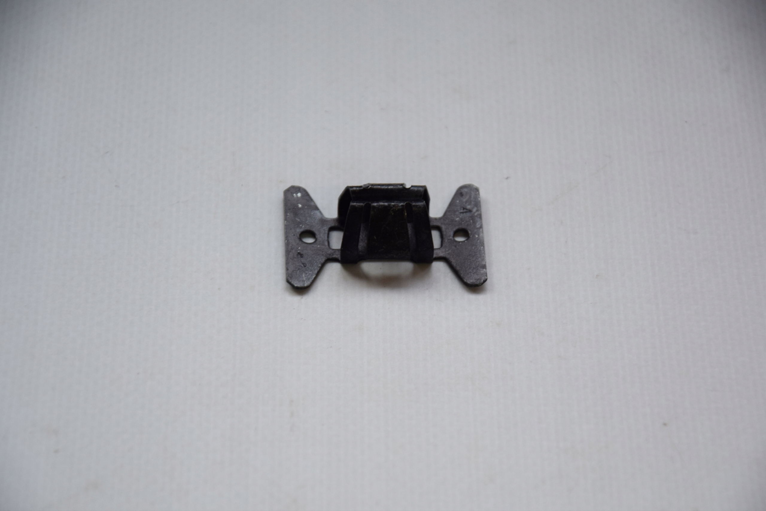 NOWY ORG zaczep osłony przeciwsło. BMW E60 E81 E92 51167145718 za 10 zł ...