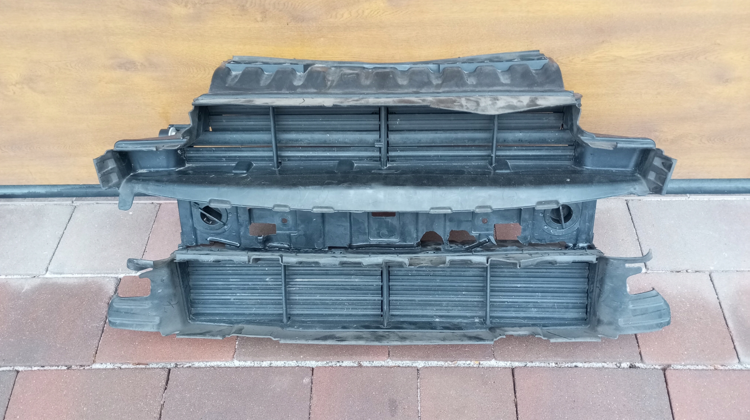 Zaluzja Ford Kuga Mk2 - Niska cena na Allegro