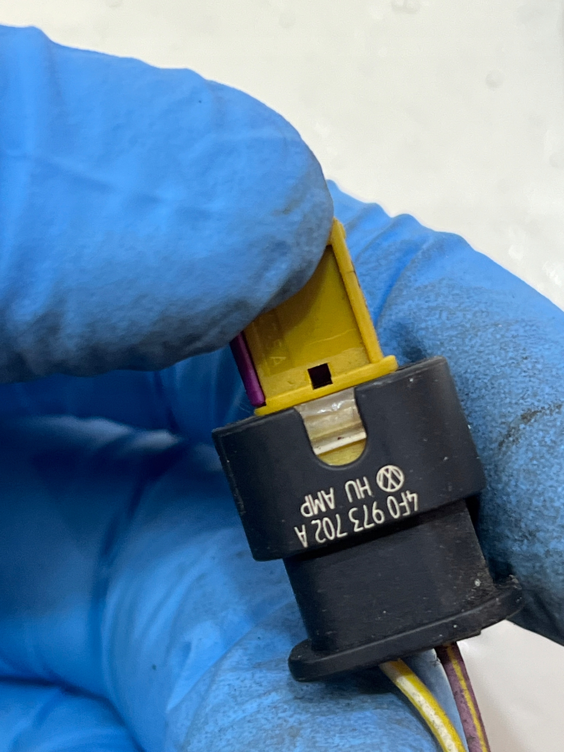 4f0973702a w Kostki, złączki samochodowe - Allegro.pl