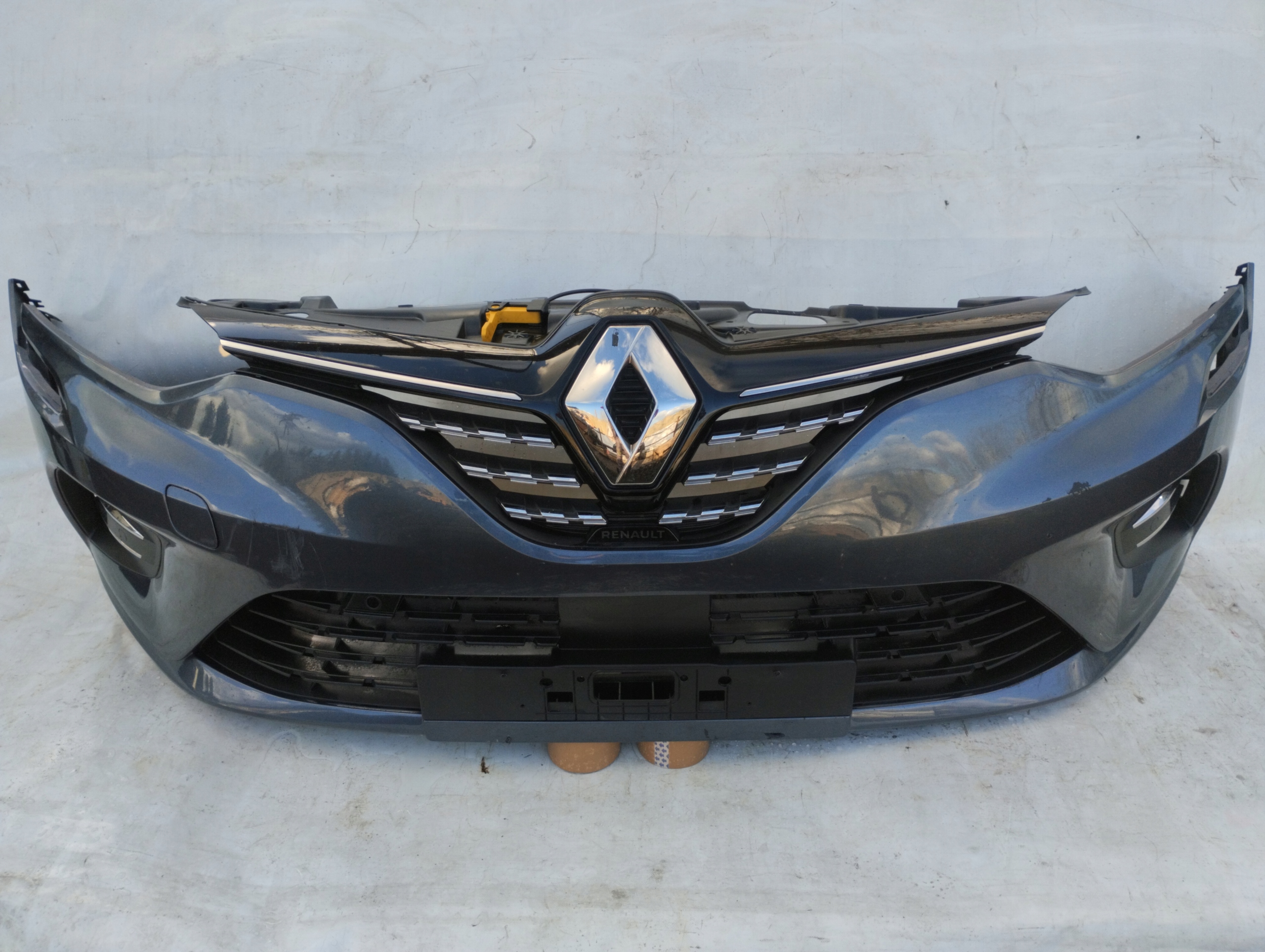 RENAULT CLIO V 5 ZDERZAK PRZÓD PRZEDNI 4xPDC za 2900 zł z Wiry ... RENAULT CLIO V 5 ZDERZAK PRZÓD PRZEDNI 4xPDC za 2900 zł z Wiry ...