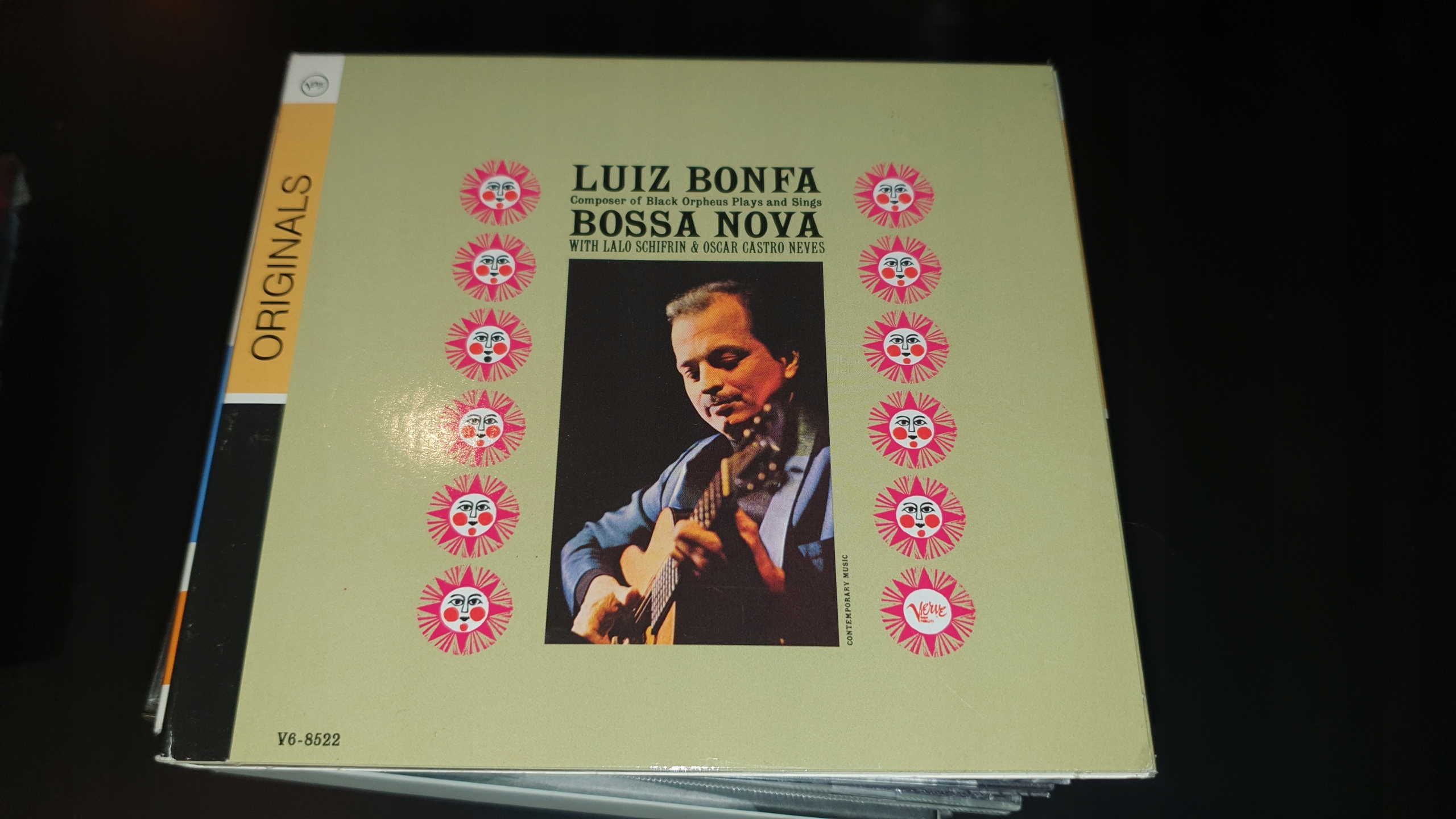 PLAYS AND SINGS BOSSA NOVA LUIZ BONFÁ CD • Cena, Opinie - Allegro