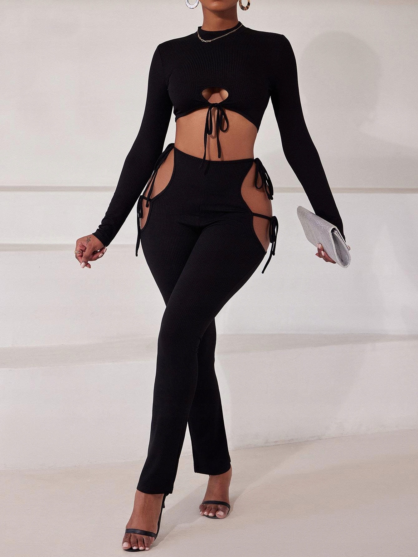 KOMPLET PRĄŻKOWANY TOP SPODNIE CZARNE WIĄZANIA SHEIN 36 • Cena, Opinie • Komplety 17615355566 ...