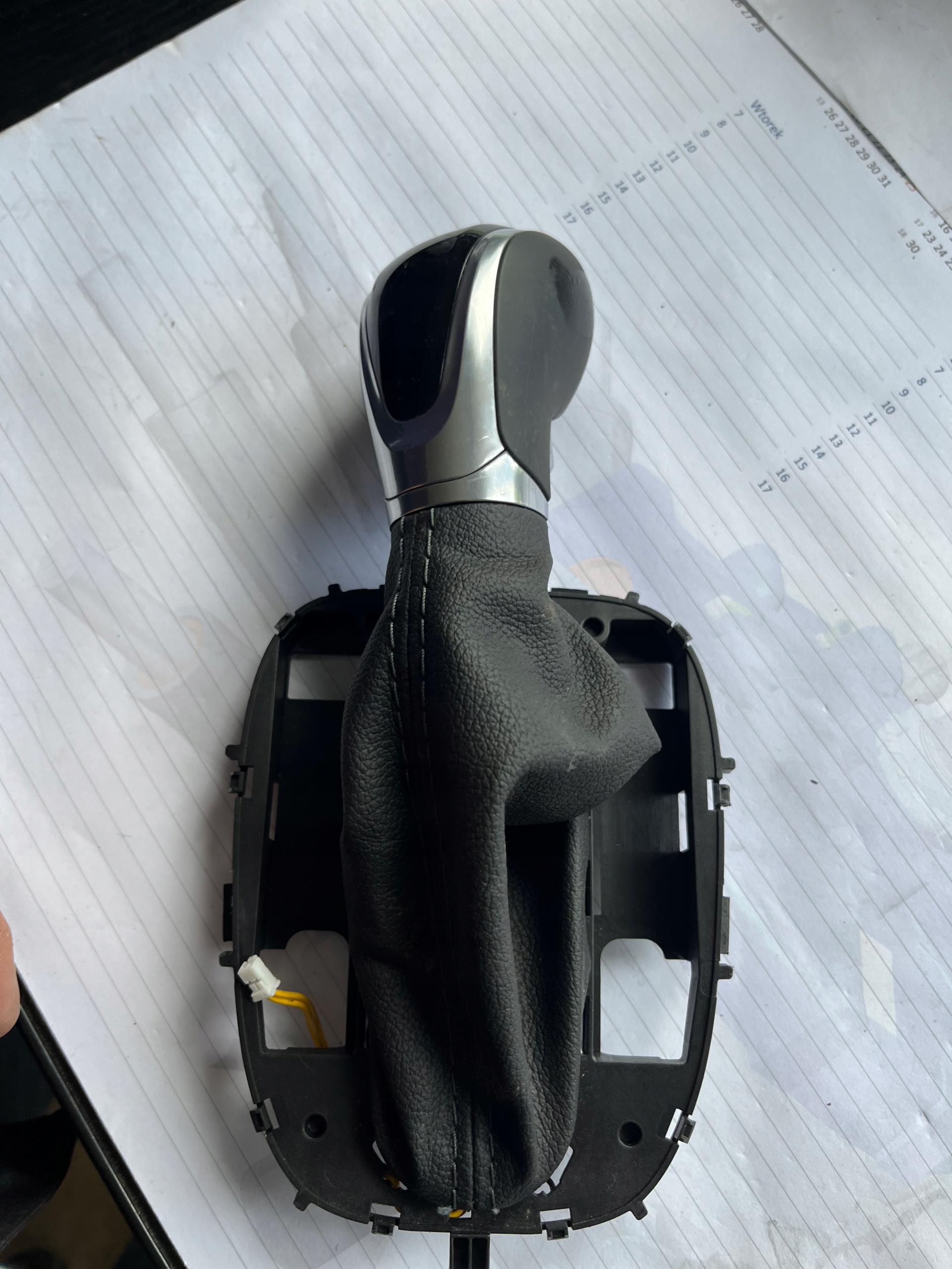 OPEL CORSA E GAŁKA MIESZEK ZMIANY BIEGÓW AUTOMAT • Cena, Opinie - Allegro