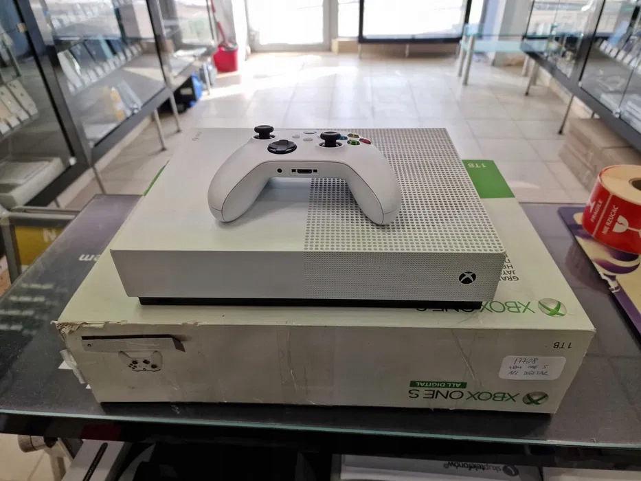 Konsola Xbox One S 1TB All Digital Edition + pad + okablowanie - Sklep ...