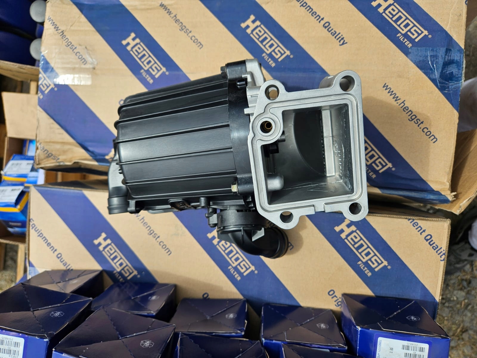 Volvo OE 22877306 separator oleju, odpowietrzenie przestrzeni korbowej ...