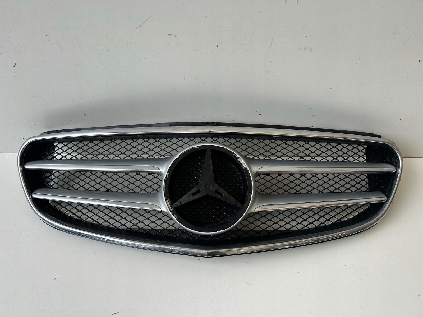 MERCEDES E 212 LIFT GRILL ATRAPA 2128850822 ORYGINAŁ za 849.00PLN z ...