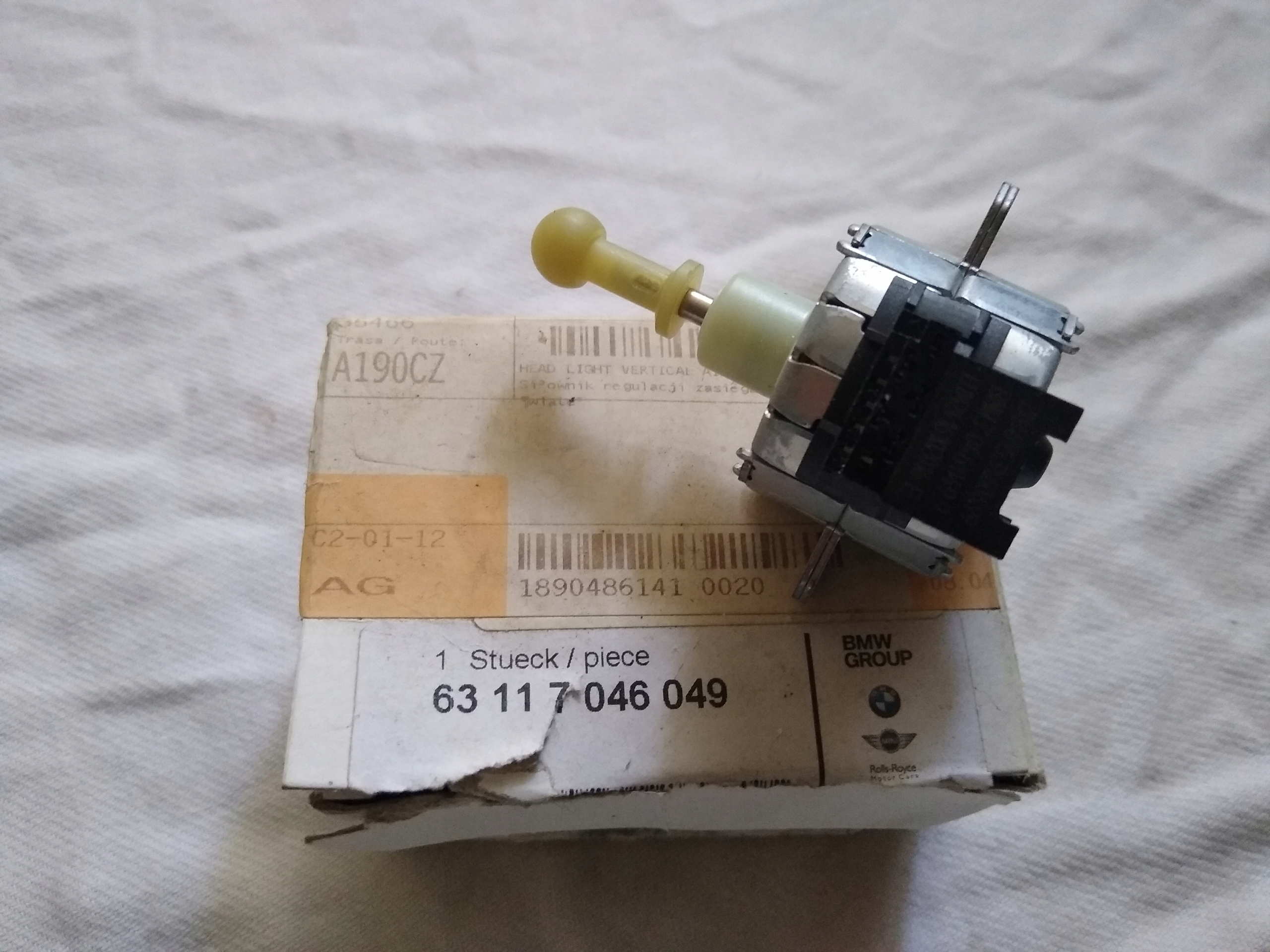 Silniczek regulacji lampy BMW E84 E90 E91 F01 F10 63117046049 za 399,99 ...