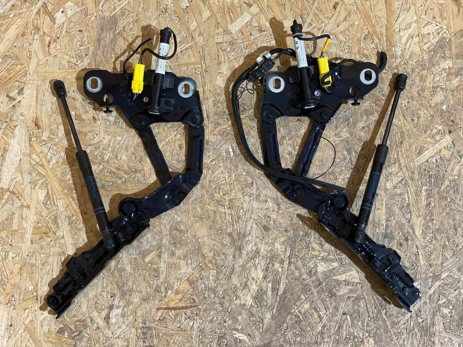 ZAWIASY MASKI PIROTECHNICZNE LEWY PRAWY BMW X3 G01 7397499 7397500 ...