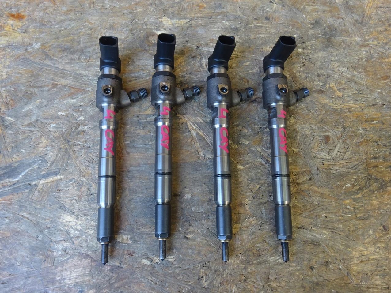 Wtryskiwacz 03L130277B 1.6 TDI za 879.00PLN z LUBLIN - Allegro ...