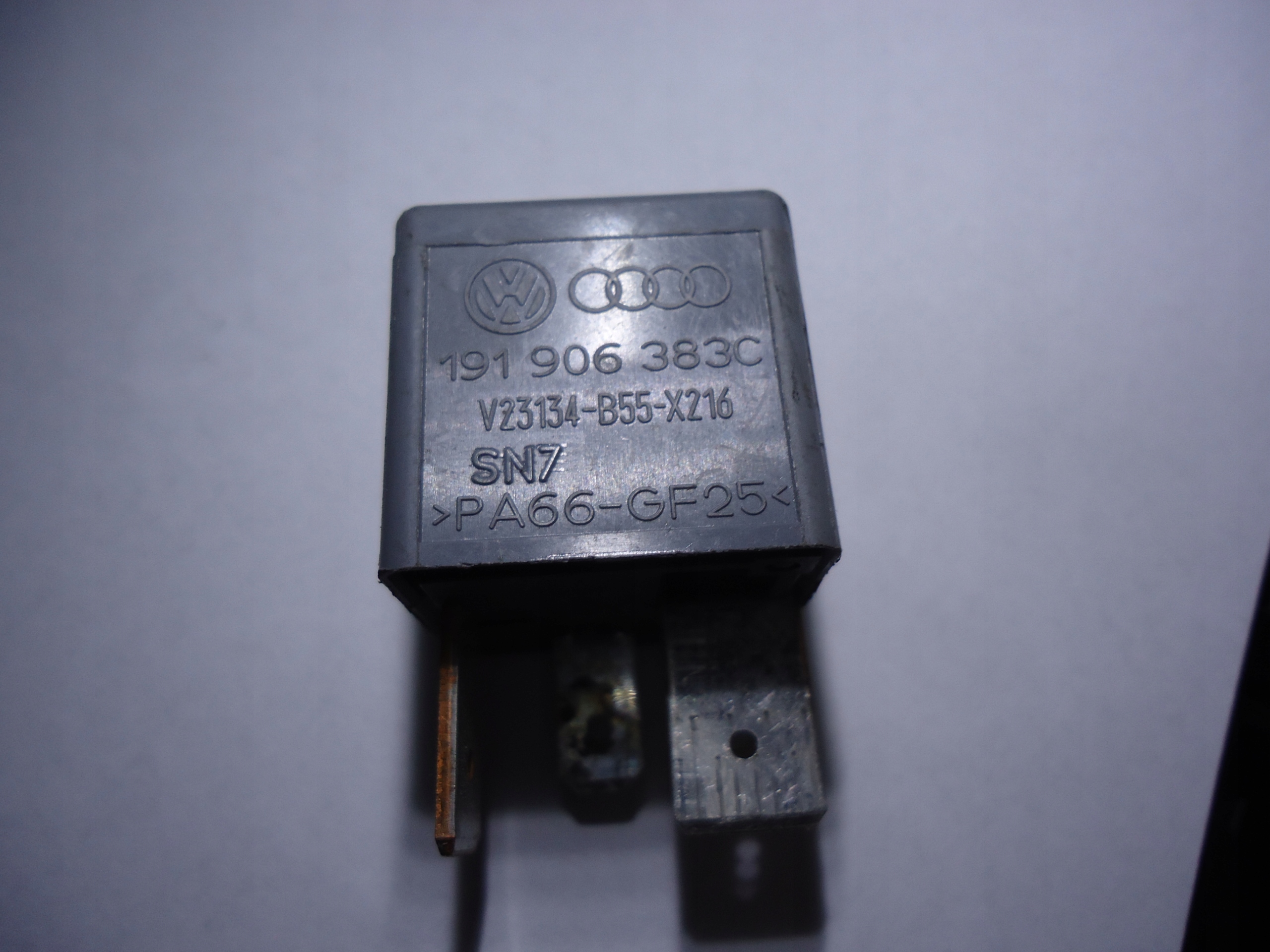 PRZEKAŹNIK POMPY PALIWA AUDI SKODA VW SEAT - 191 906 383c- ORYGINAŁ za ...