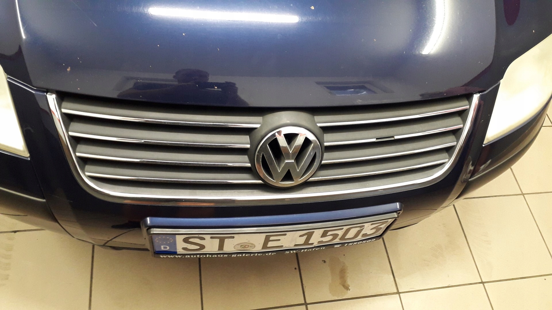 GRILL ATRAPA CHŁODNICY VW PASSAT B5 LIFT 2000-2004 za 140.00PLN z udorpie - Allegro - (13960383957)
