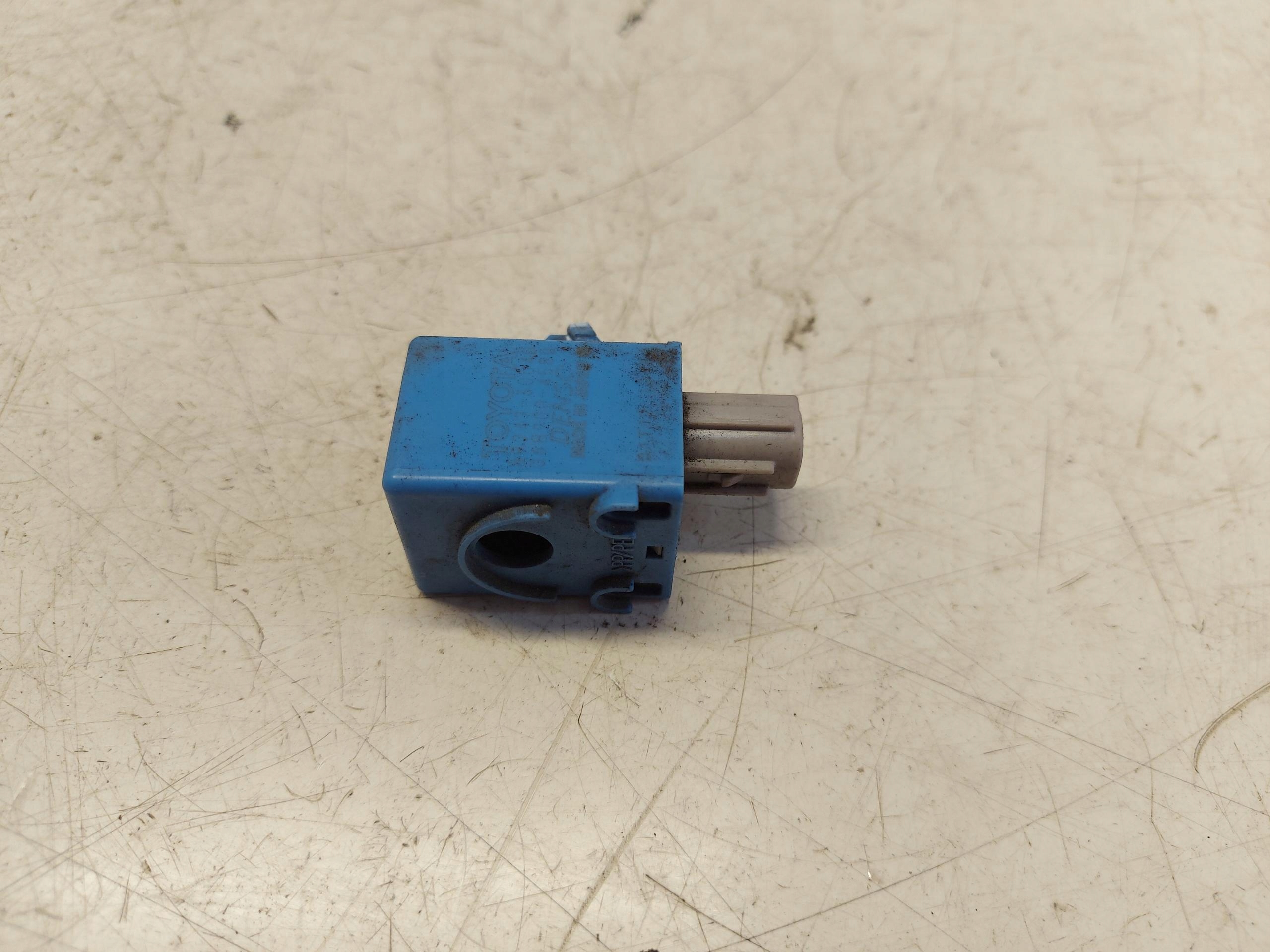 TOYOTA PRIUS IV sygnał buzzer brzęczyk 89747-30040 za 35.00PLN z ...