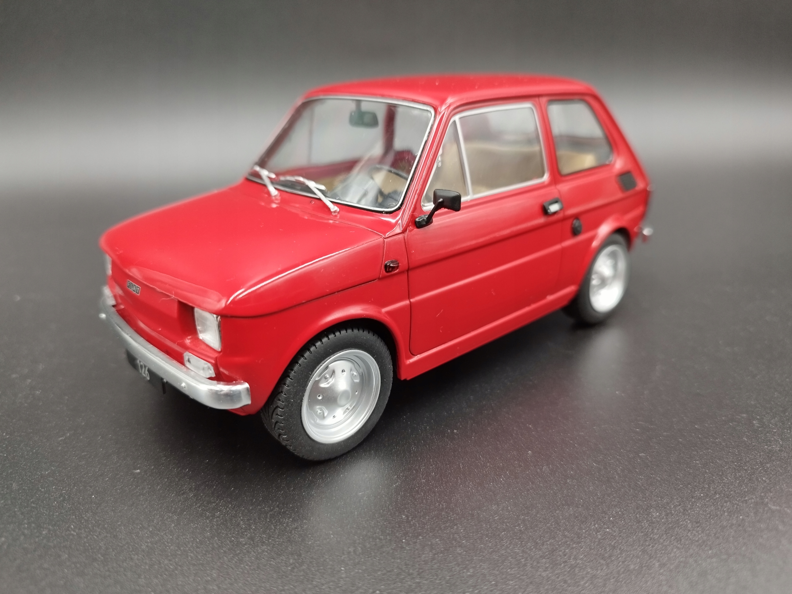 1:18 MCG Polski Fiat 126p maluch model nowy • Cena, Opinie • Samochody ...