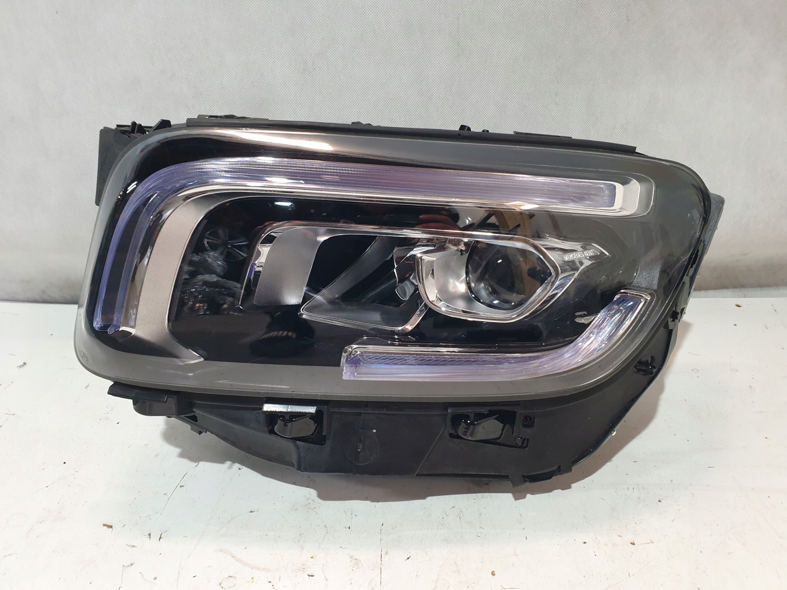 LEWY REFLEKTOR MERCEDES GLB A2479063700 A2479063700 za 1999 zł z ...