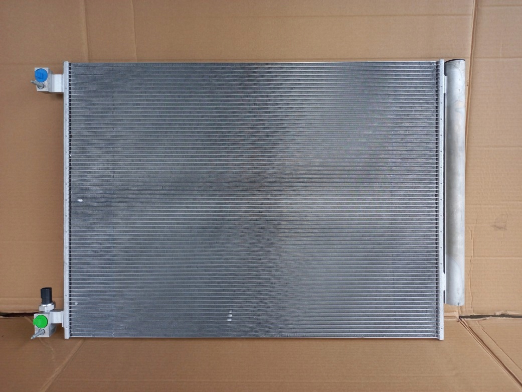 CHŁODNICA KLIMATYZACJI MERCEDES W223 A0995004102 A0995004102 za 1150 zł ...