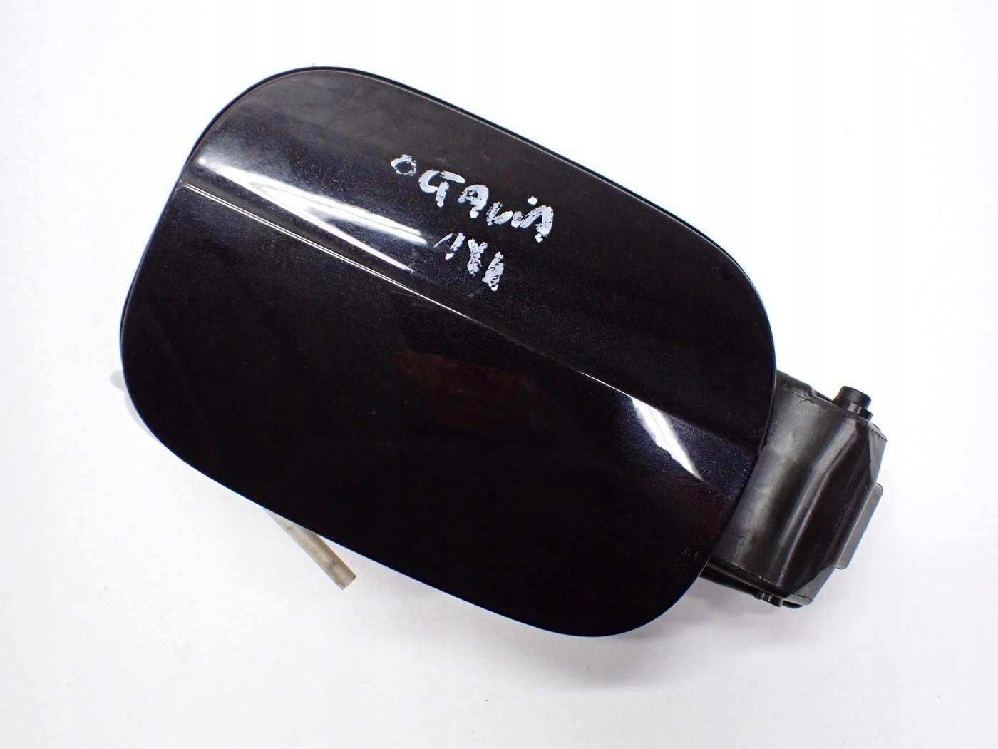 KLAPKA WLEWU PALIWA KOREK 5E0809702B 5E0809702 SKODA OCTAVIA III 5E 18R ...