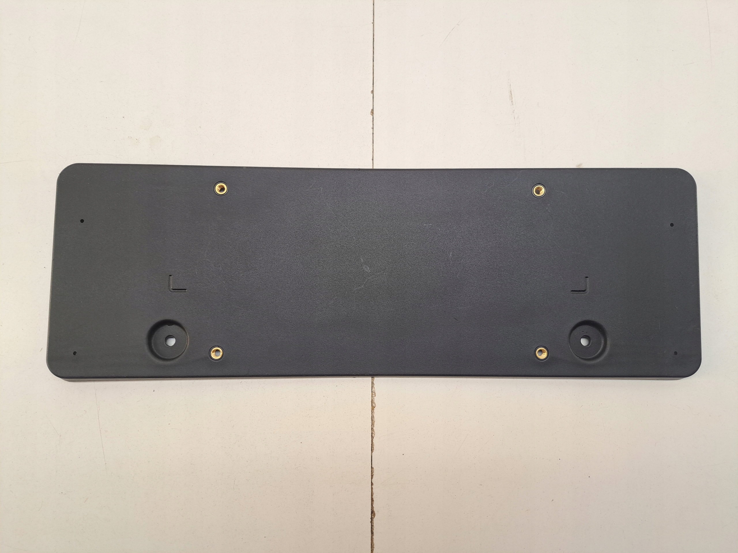 BMW F20 LIFT PODKŁADKA LISTWA RAMKA POD TABLICE 51128064050 383600870 ...