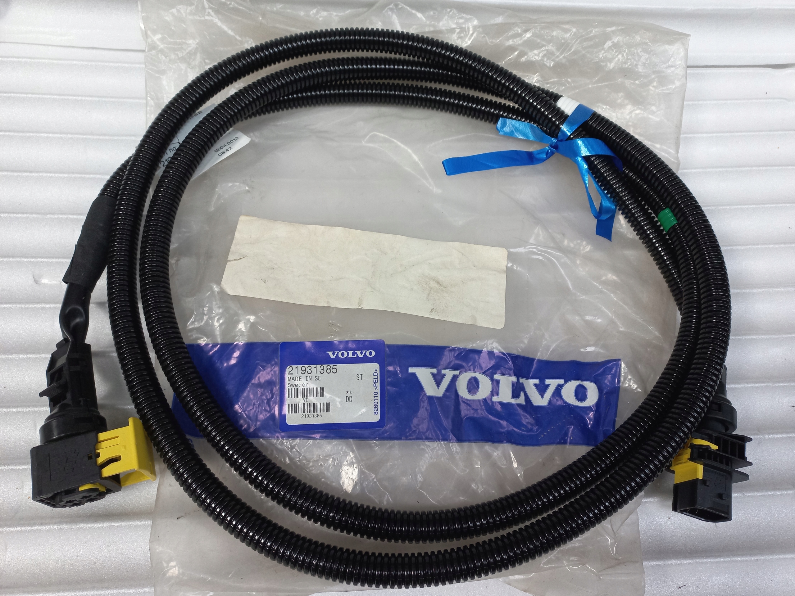 NOWA ORYGINAŁ WIĄZKA ELEKTRYCZNA PŁYTA INSTALACJA AKUMULATORÓW VOLVO ...