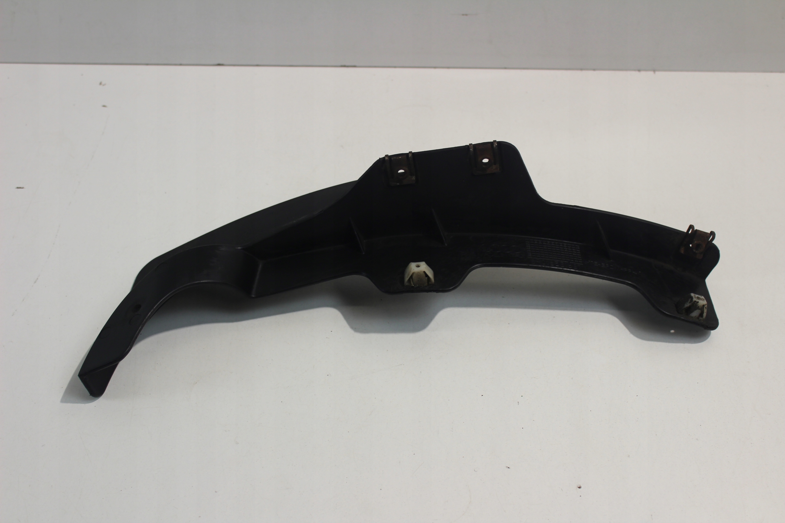 CHLAPACZ SPOILER NADKOLA LEWY AUDI Q5 8R CAŁY IGŁA 8R0853887 CHLAPACZ ...